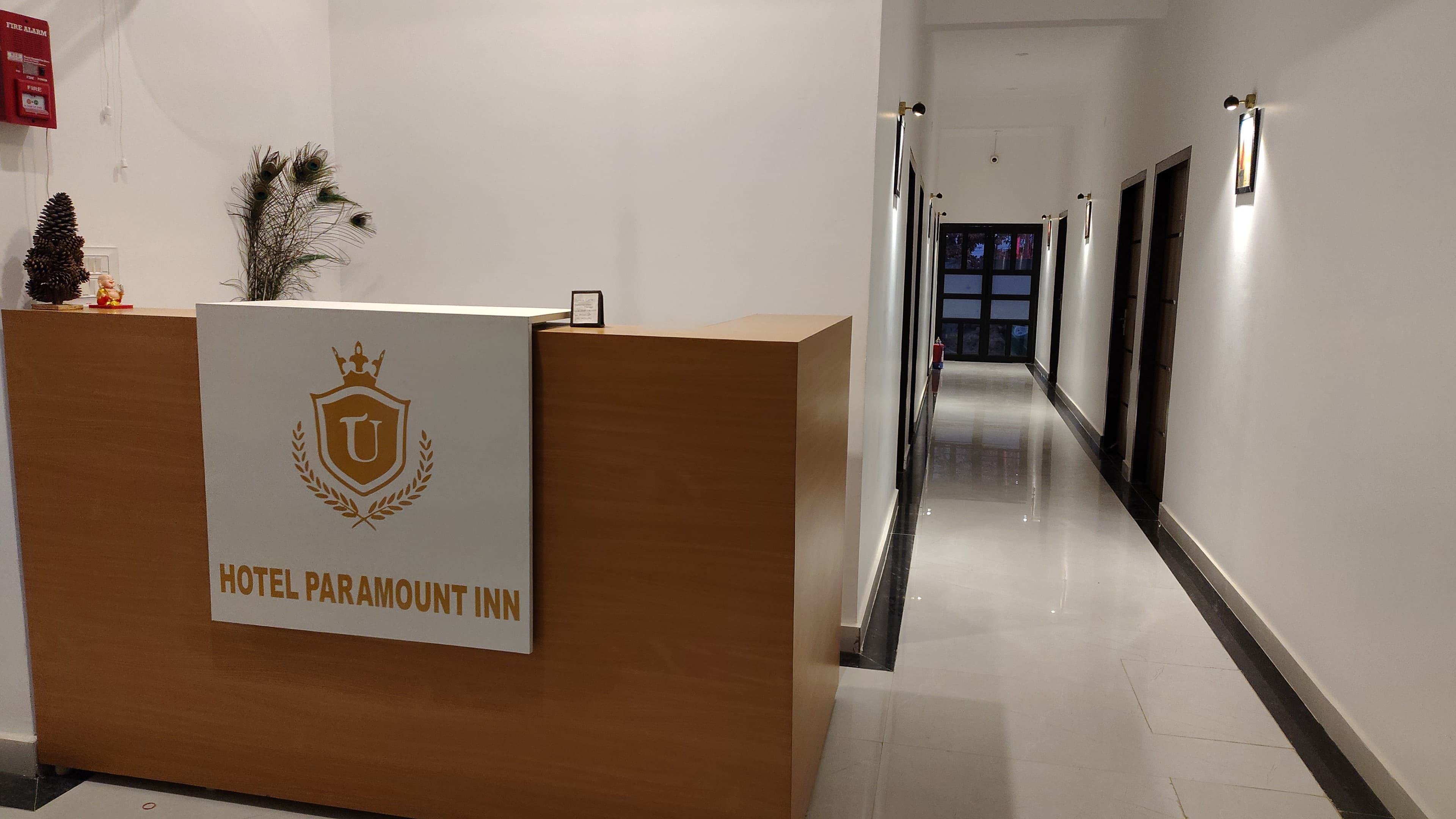Hotel Paramount Inn 𝗕𝗢𝗢𝗞 Ayodhya Hotel
