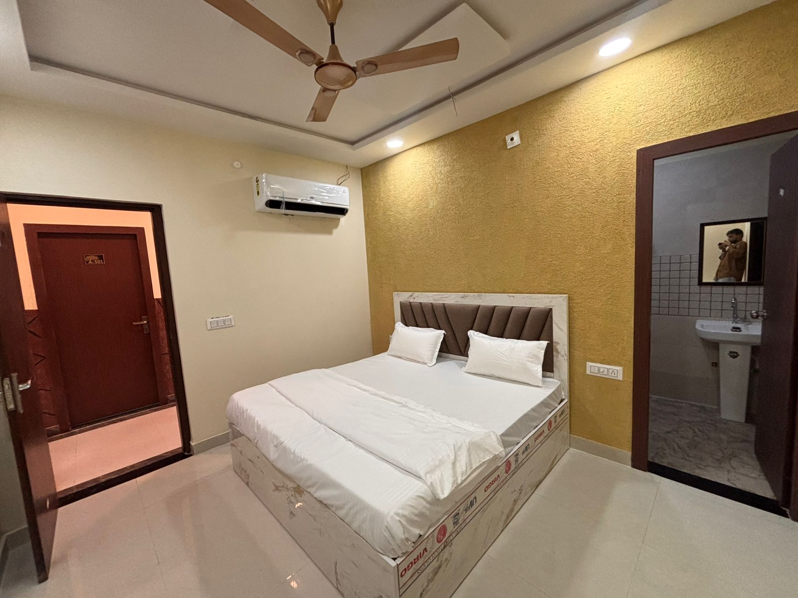 TULSI MAHAL RESIDENCY Guest House Vrindavan - Reviews, Photos & Offer