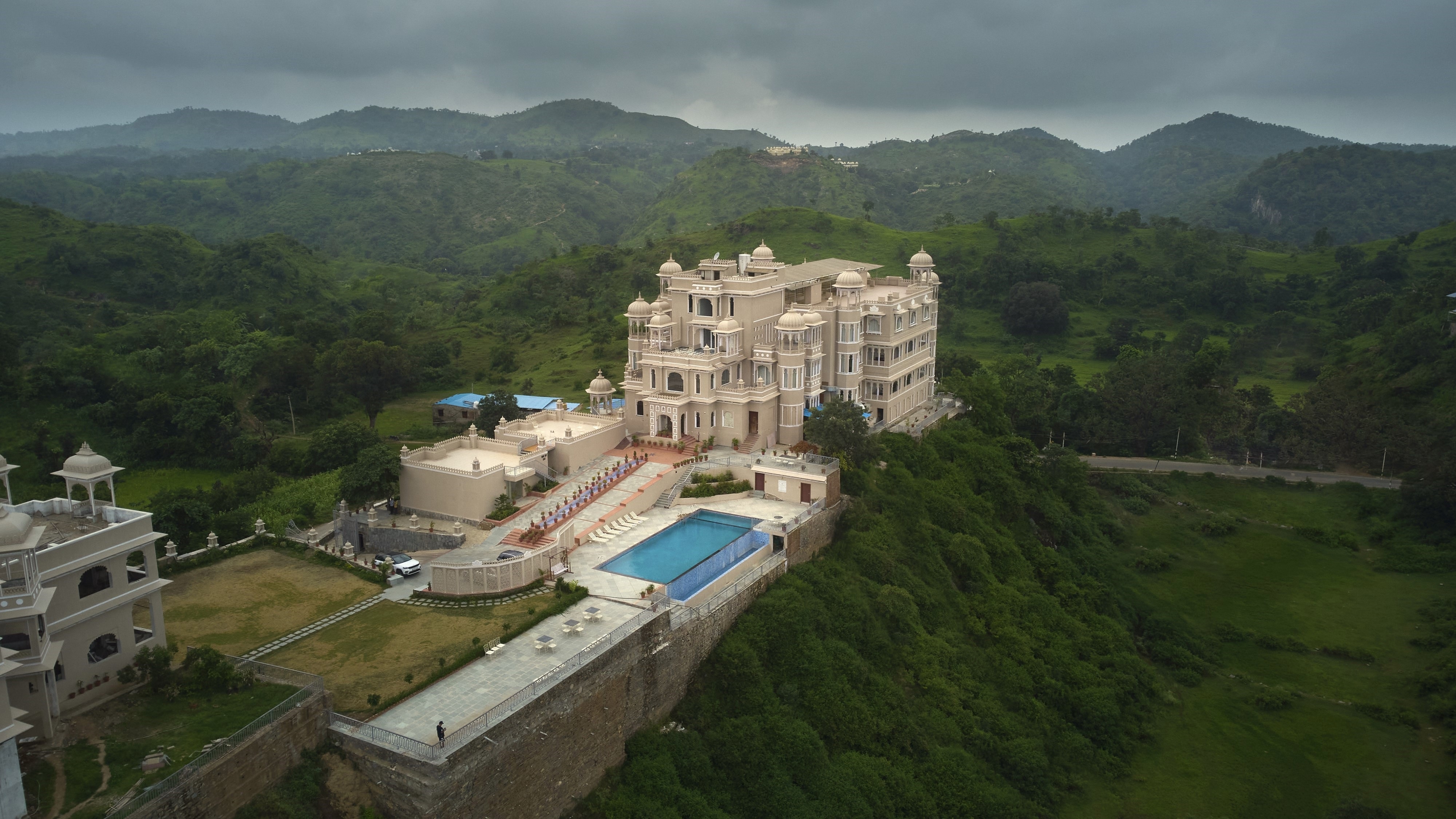 Turban Bhawani Heritage 𝗕𝗢𝗢𝗞 Kumbhalgarh Hotel