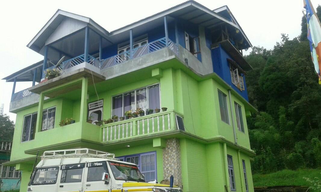Sadakha Homestay 𝗕𝗢𝗢𝗞 Pelling Homestay