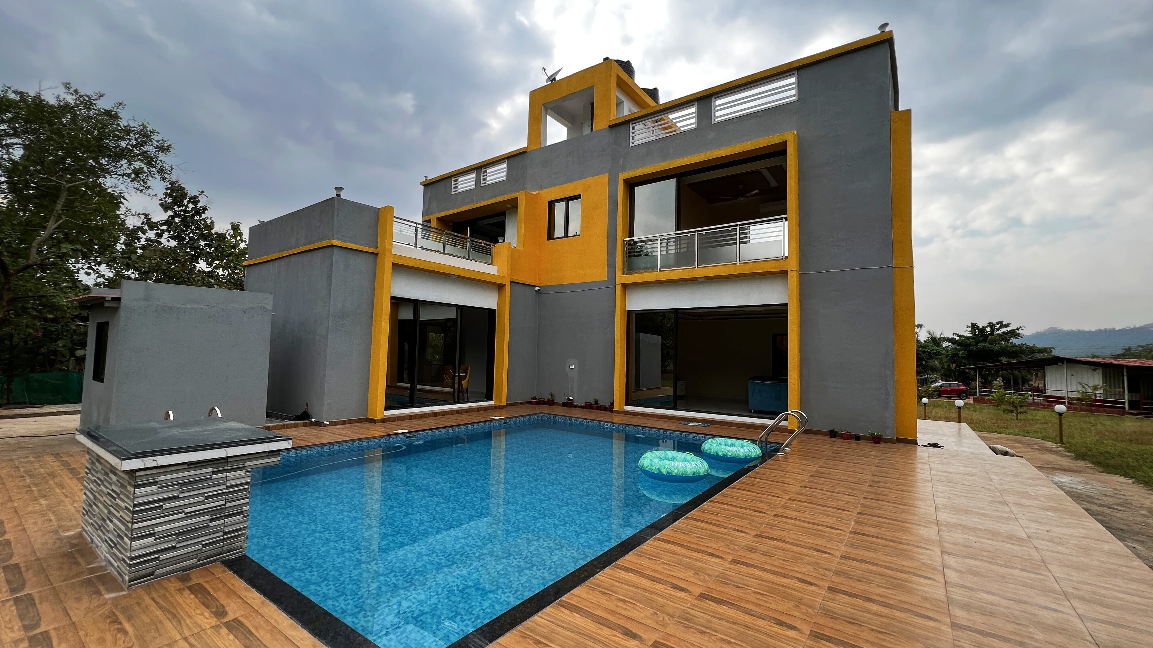 Suman Farm (Greenzest) 𝗕𝗢𝗢𝗞 Karjat Villa