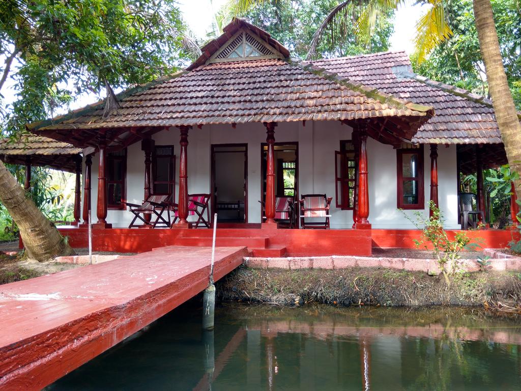 Backwater Farmhouse | Rooms & Caretaker Farm House Alleppey - Reviews ...