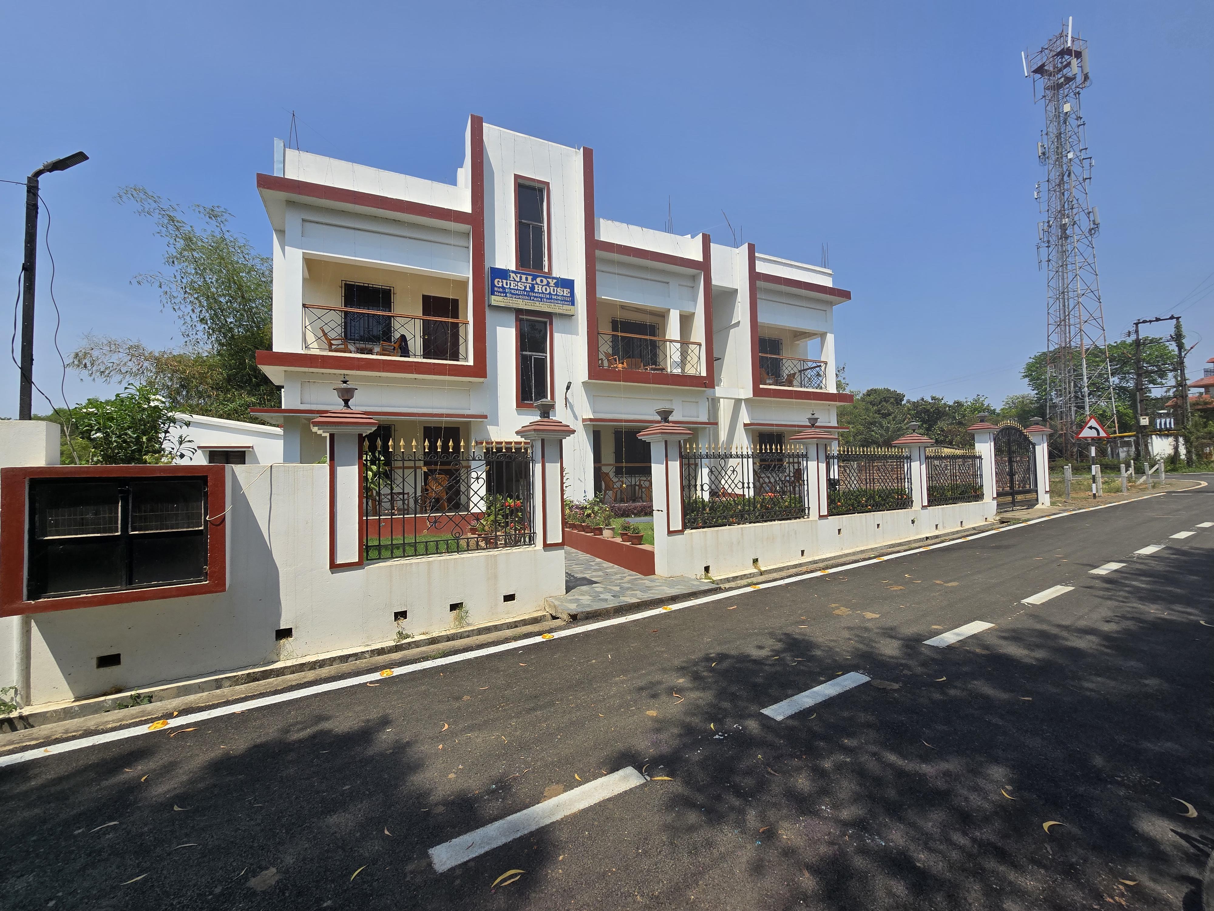 Niloy Guest House 𝗕𝗢𝗢𝗞 Shantiniketan Guest House