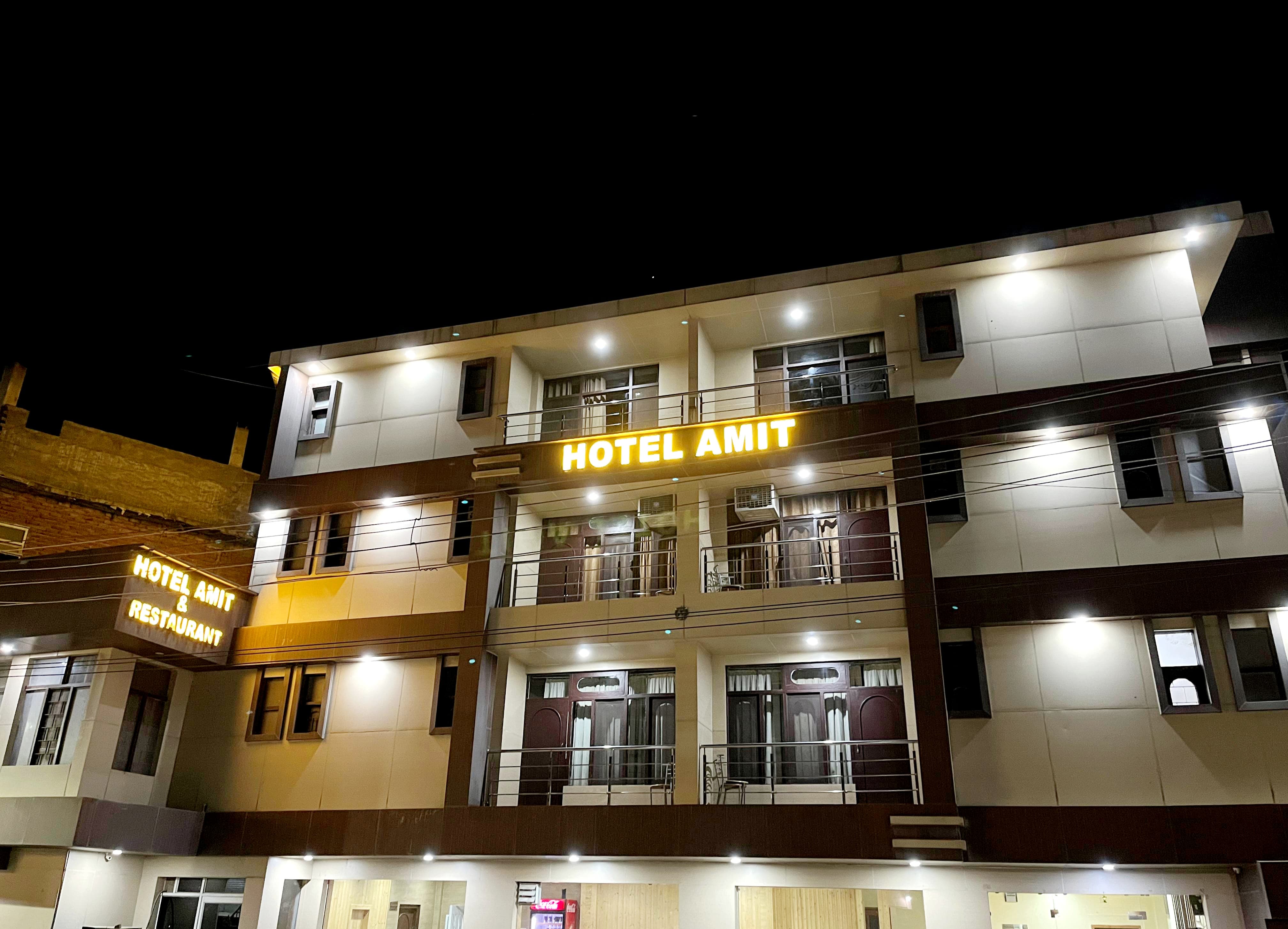 Hotel Amit - 5mins drive to Airport 𝗕𝗢𝗢𝗞 Kullu Hotel