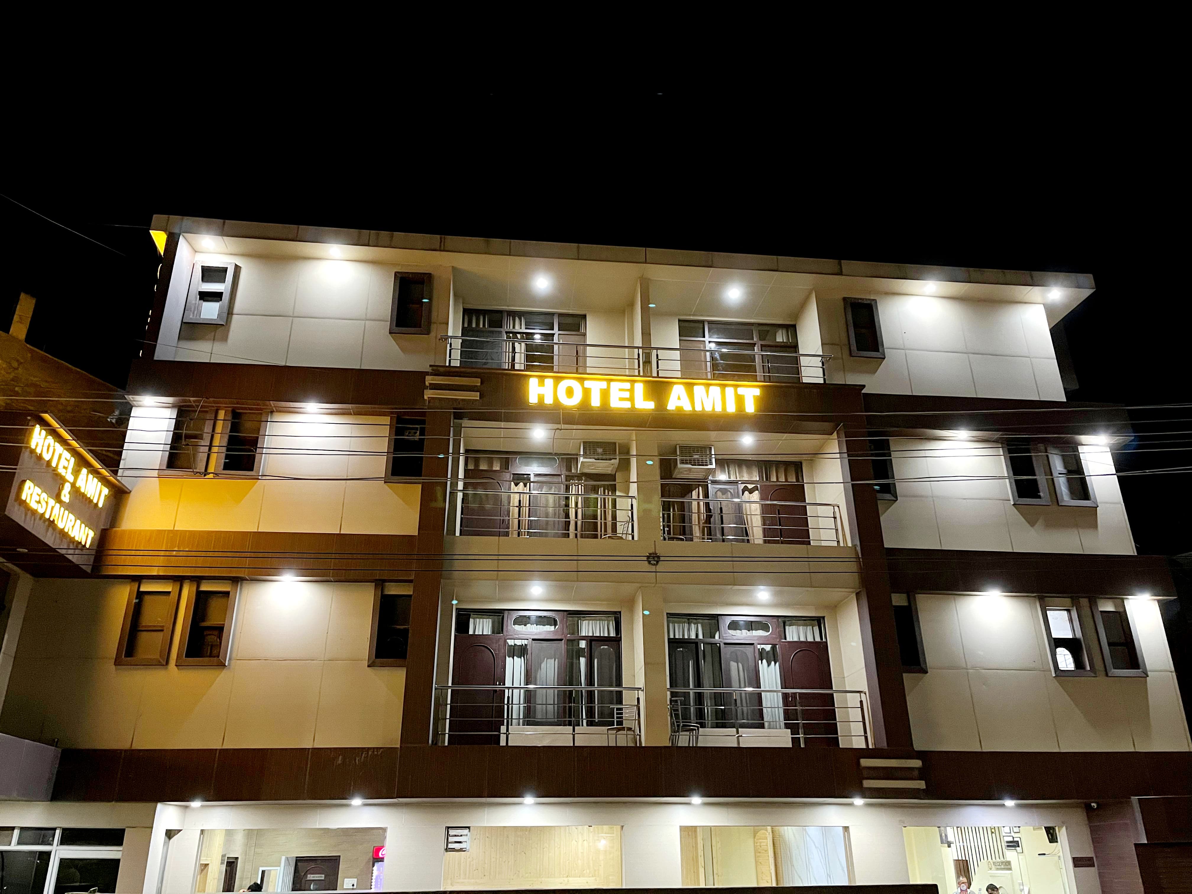 Hotel Amit - 5mins drive to Airport 𝗕𝗢𝗢𝗞 Kullu Hotel