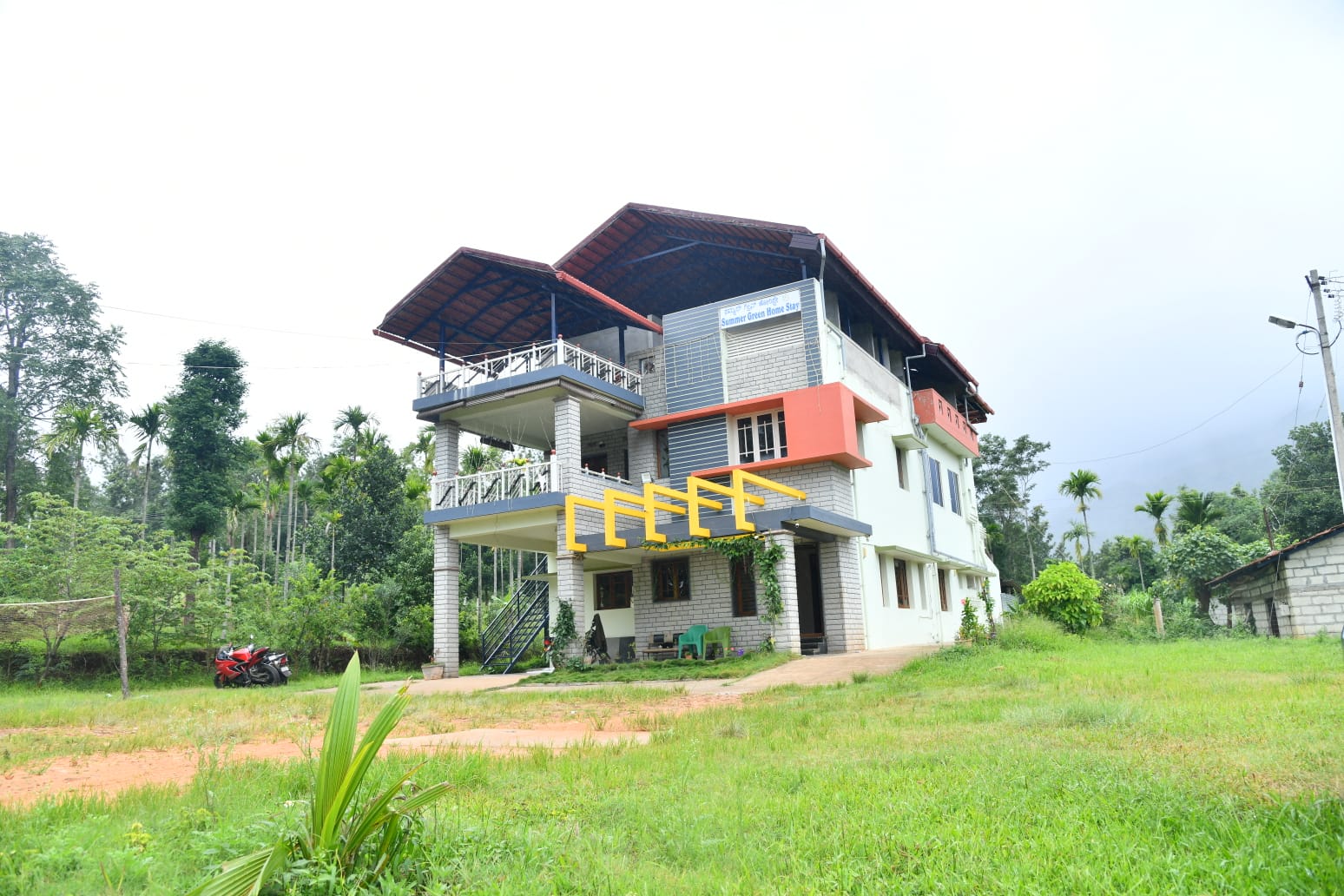 Summer Green Homestay Chikmagalure 𝗕𝗢𝗢𝗞 Chikmagalur Homestay