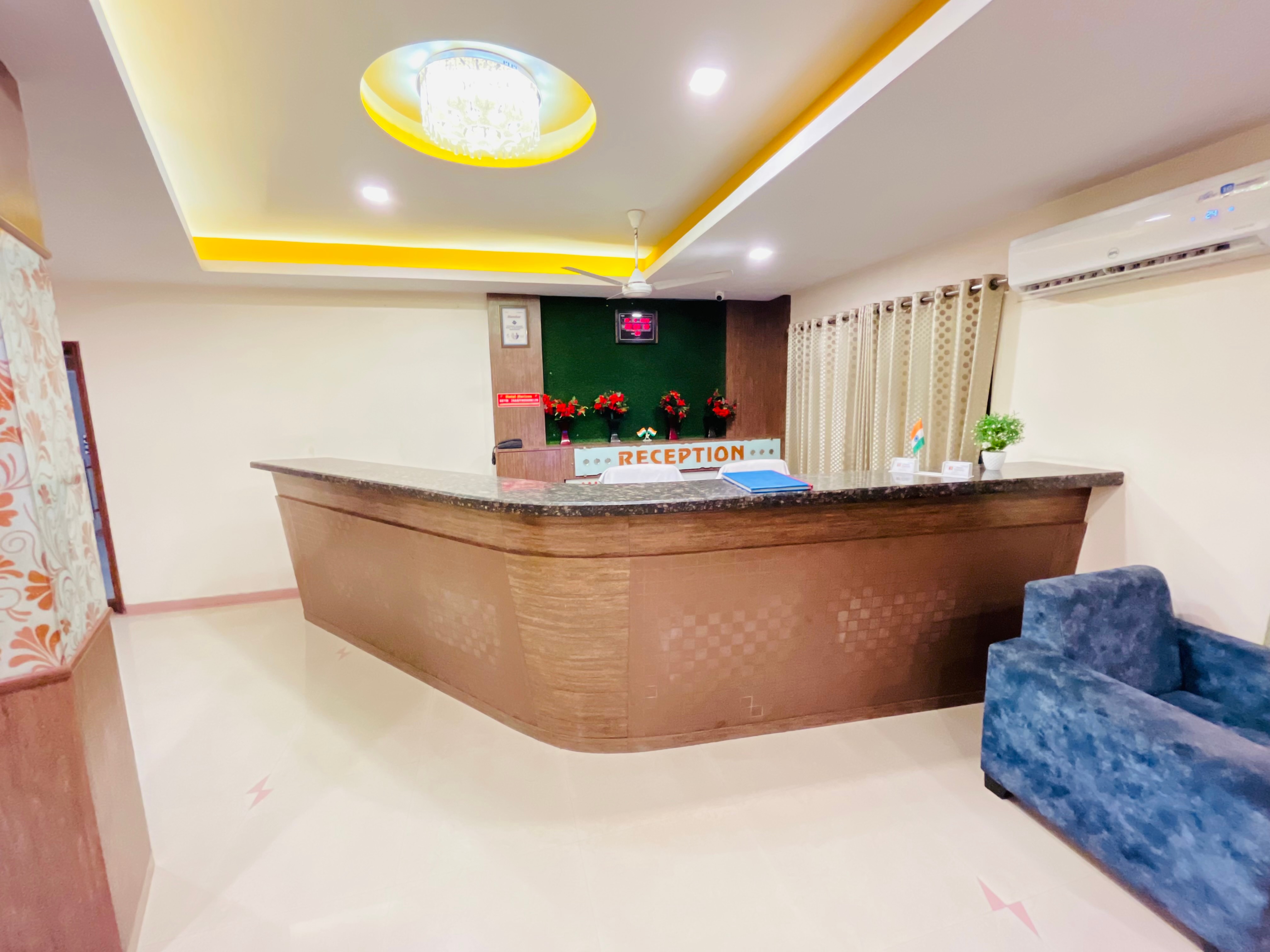Hotel Horizon 𝗕𝗢𝗢𝗞 Vapi Hotel