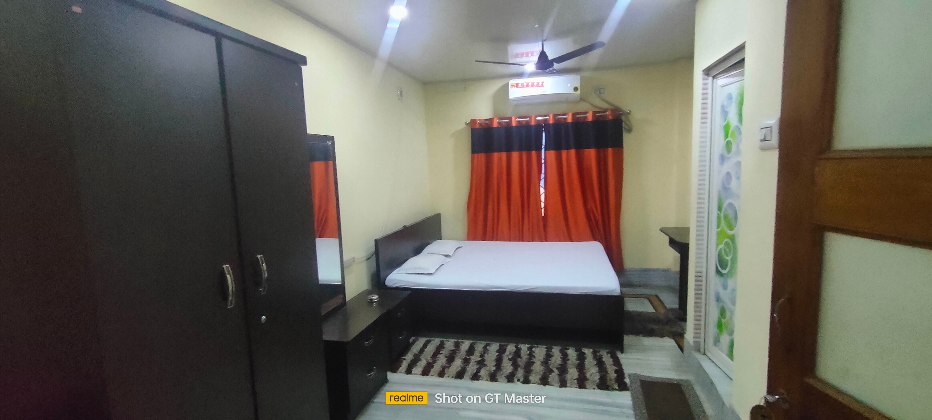 Photos of Ayojan Lodge and Bhaban - Balurghat Hotel on Goibibo