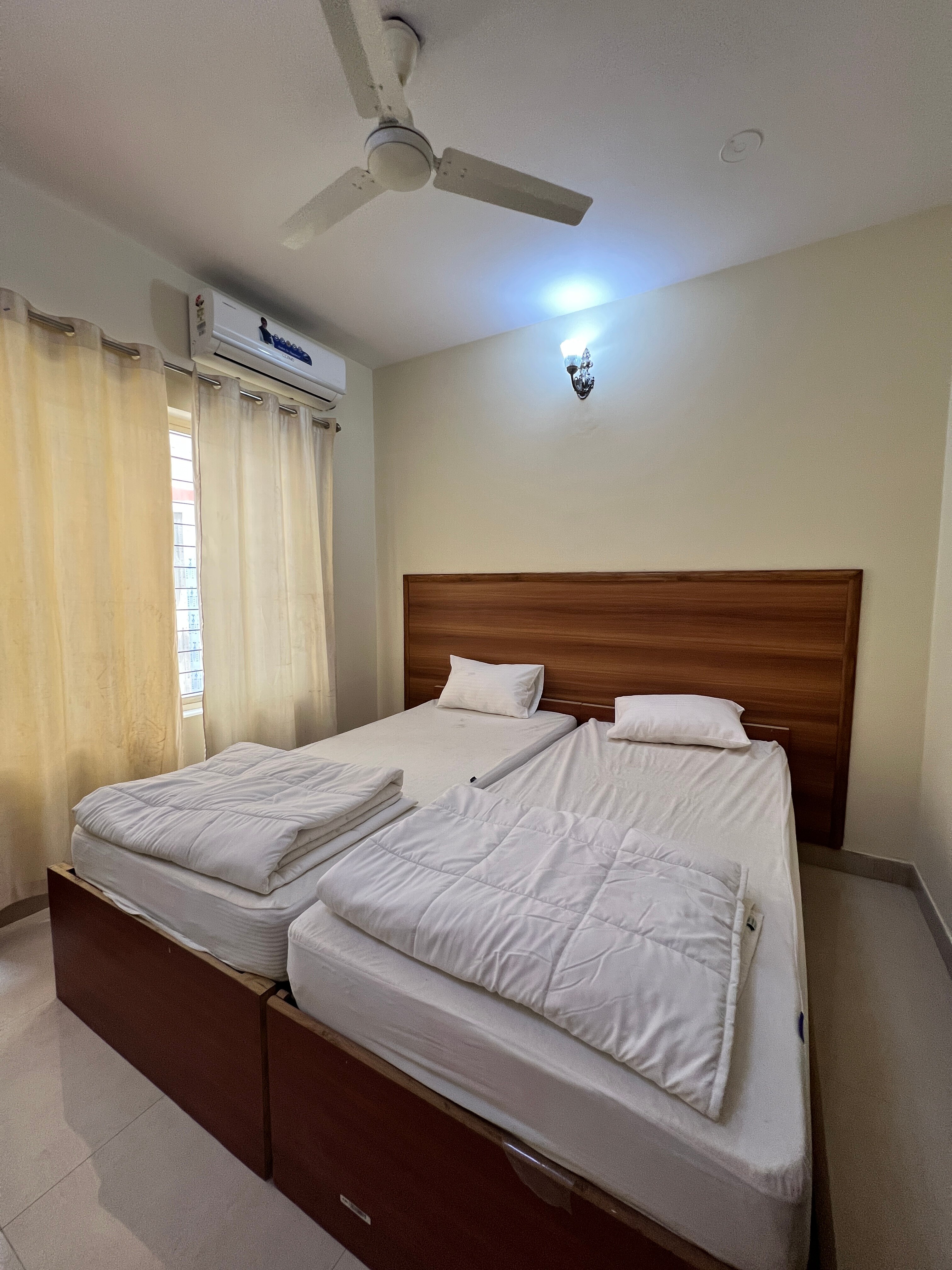 NEC Suites 𝗕𝗢𝗢𝗞 Bangalore Apartment