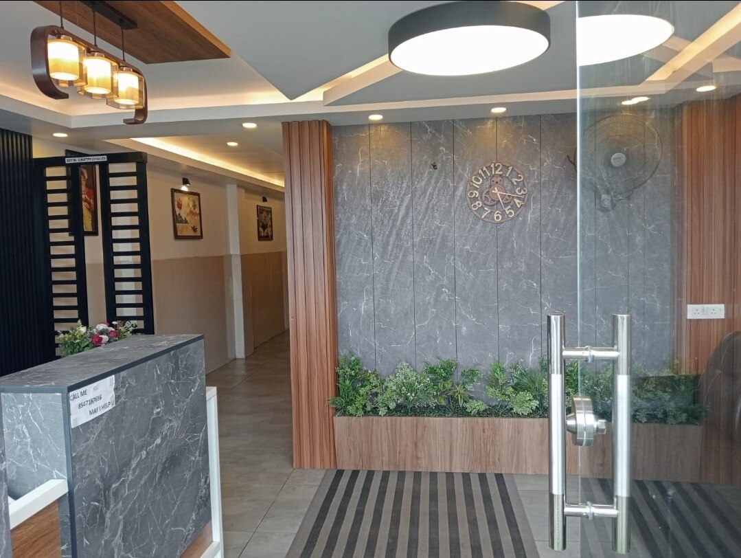 GG Residency 𝗕𝗢𝗢𝗞 Cochin Hotel