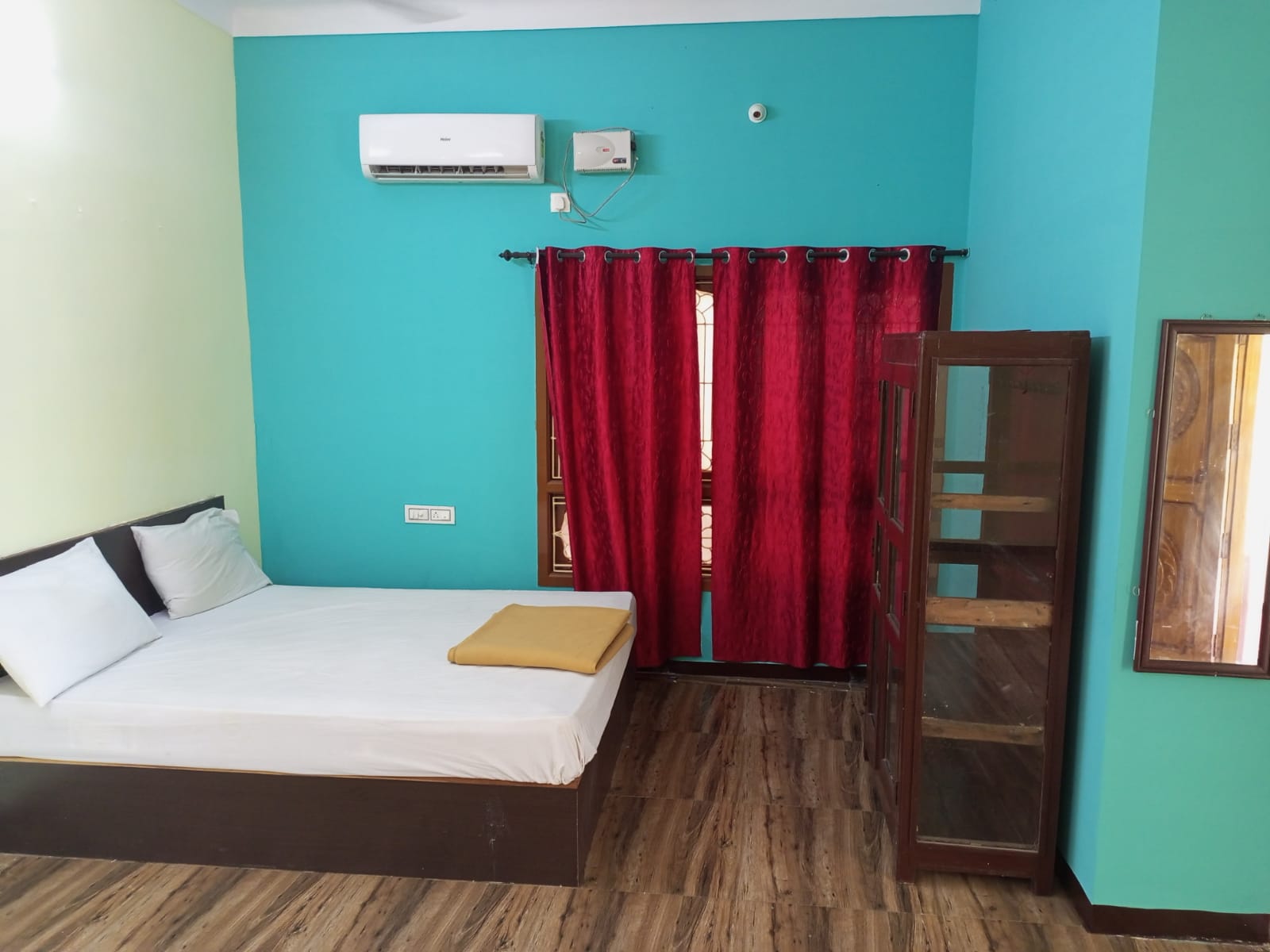 Amuthu Residency 𝗕𝗢𝗢𝗞 Salem Homestay