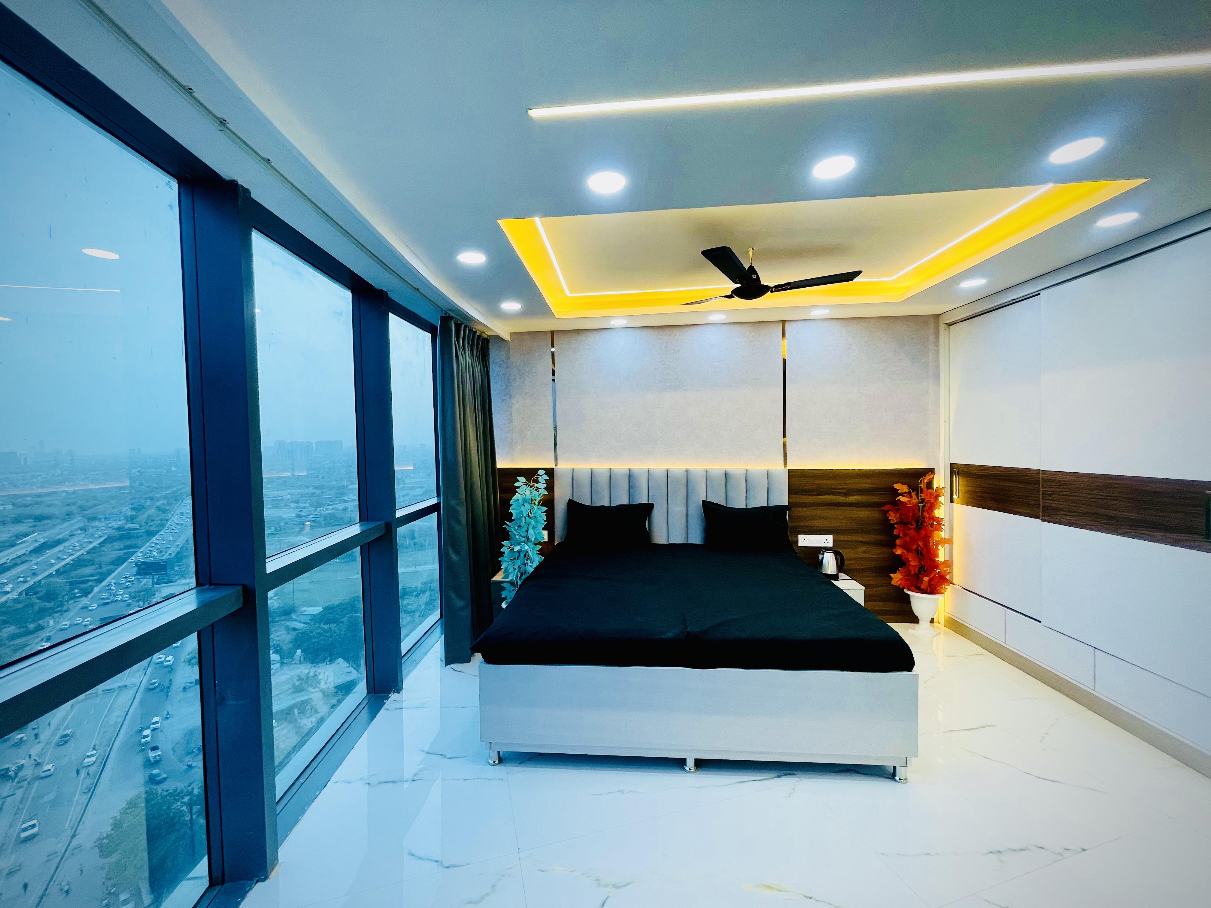 Mayank studios 𝗕𝗢𝗢𝗞 Greater Noida Apartment