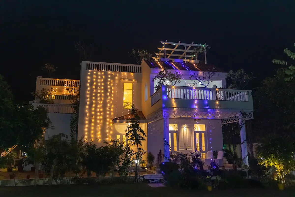 The Crosswood ONE | Entire 5BHK Pool Villa Manesar - Reviews, Photos ...
