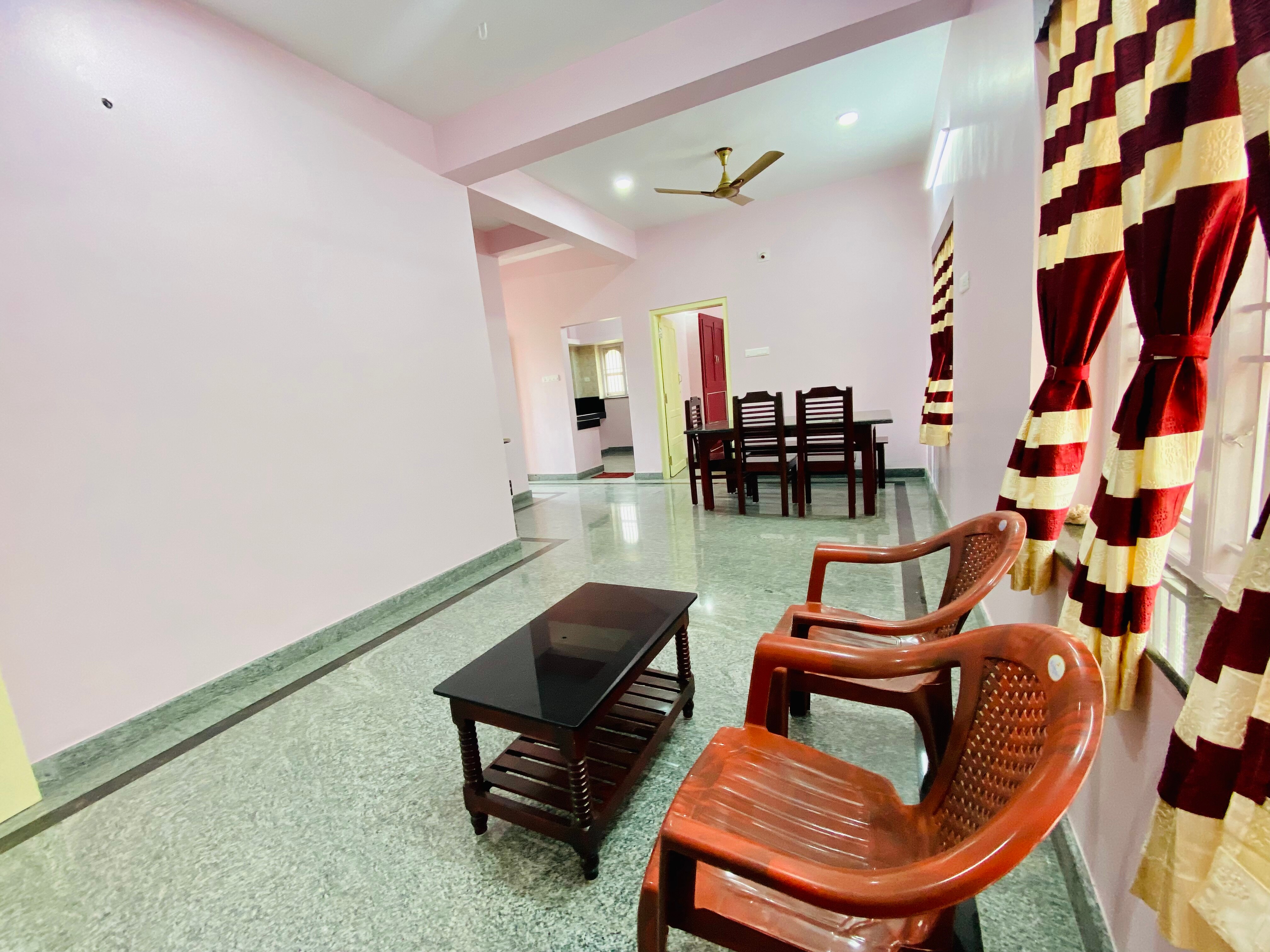 Gloria Homes 𝗕𝗢𝗢𝗞 Nagercoil Homestay