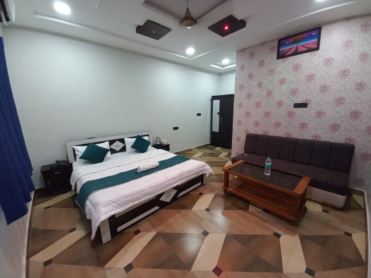 Hotel Prem Ratan Palace and Resort 𝗕𝗢𝗢𝗞 Rajim Resort