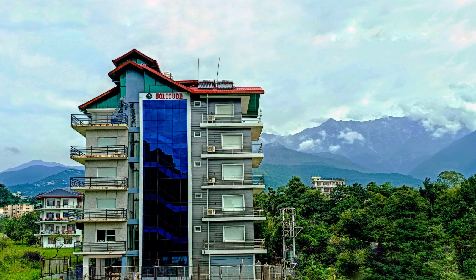 HOTEL SOLITUDE 𝗕𝗢𝗢𝗞 Dharamshala Hotel