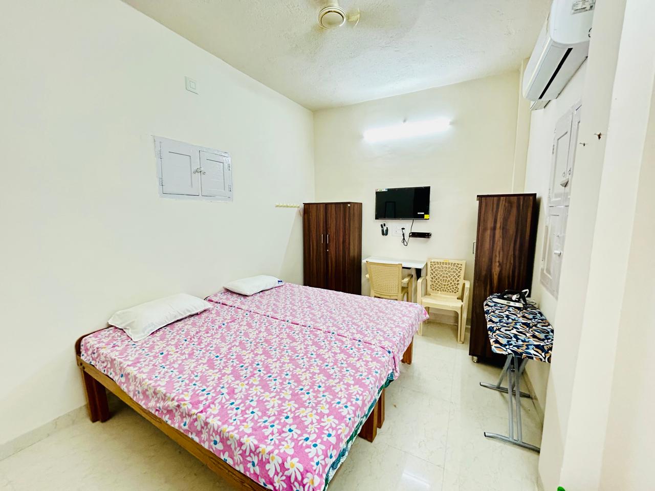 Amenities of KANDHAN KUDIL