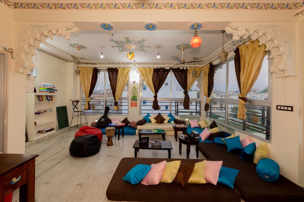 0000 𝗕𝗢𝗢𝗞 Udaipur Hostel