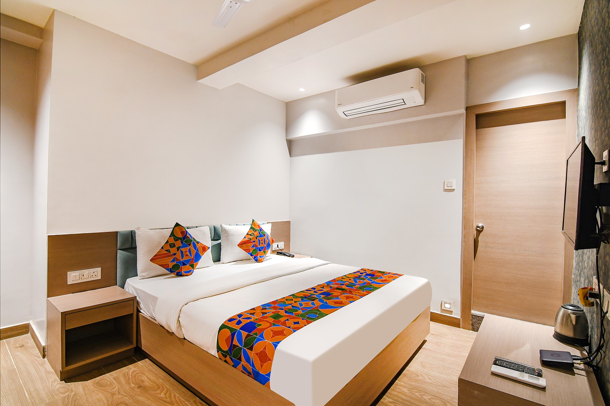 FabHotel Sivalika Inn - Nr. Howrah Station 𝗕𝗢𝗢𝗞 Howrah Hotel