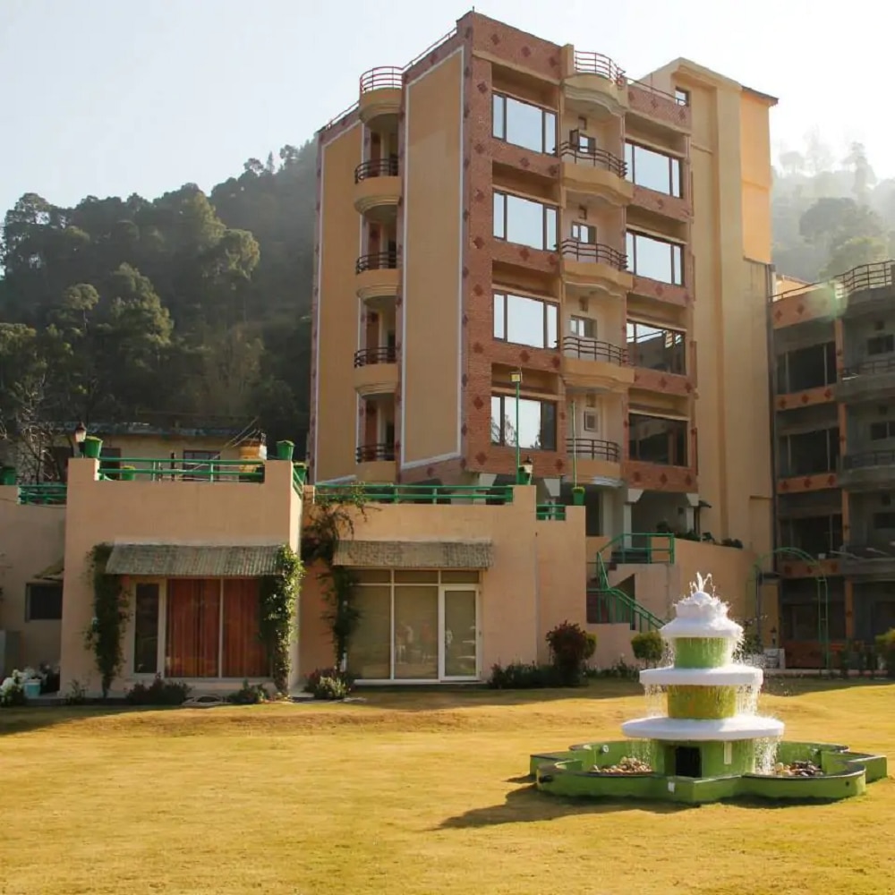 2BH Full View Flat in Kasauli Hills Kumarhatti 𝗕𝗢𝗢𝗞 Solan Apartment