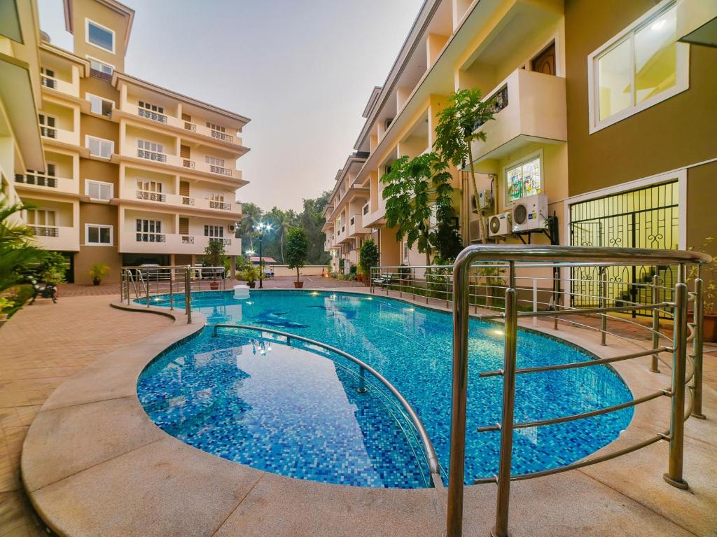 The Avenue Orlim | Restaurant & Pool Apartment Goa - Reviews, Photos ...