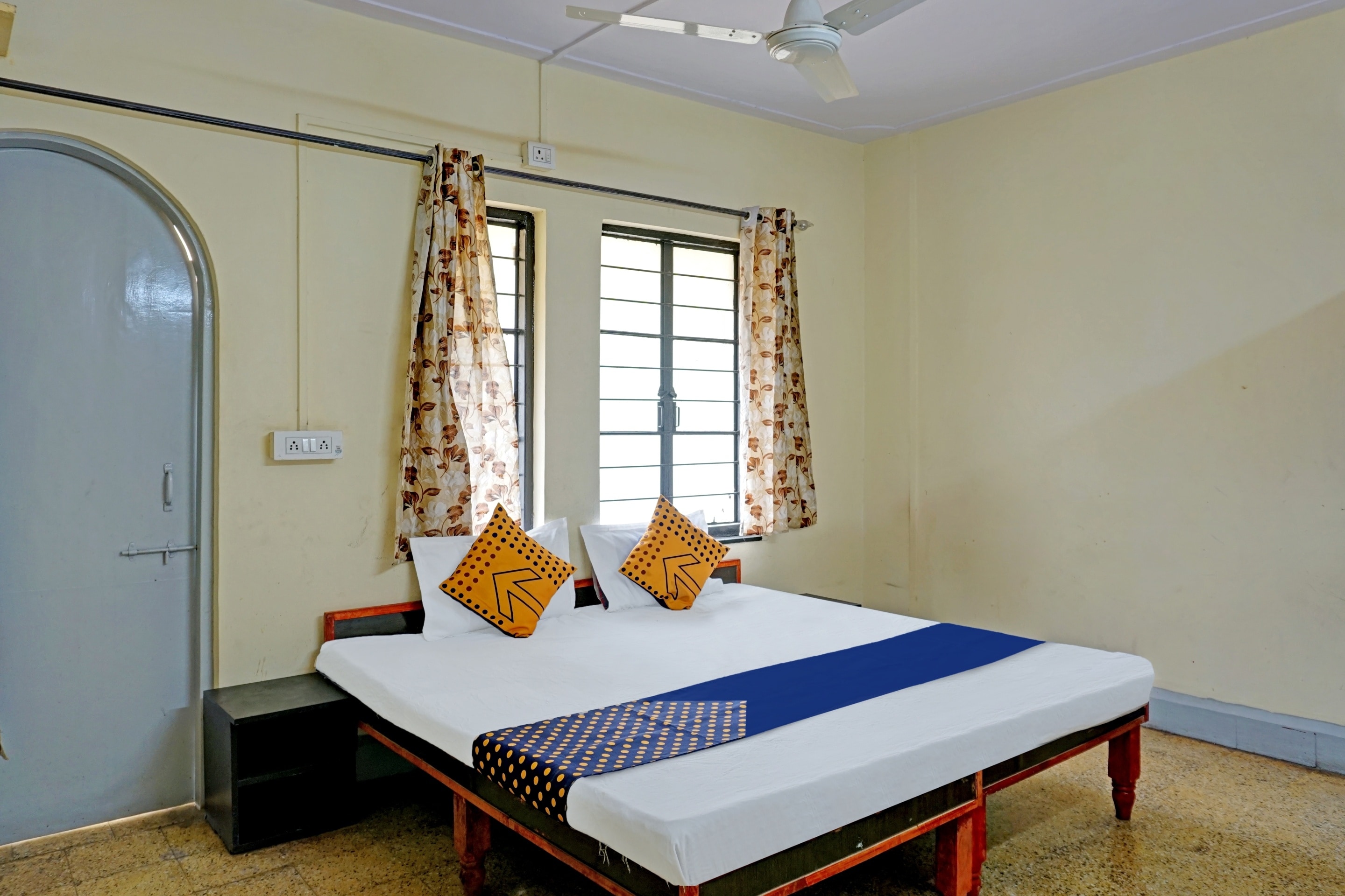 SPOT ON Hotel Prakash Residency, Near Hanuman Gym Ajmera Colony, Pimpri ...