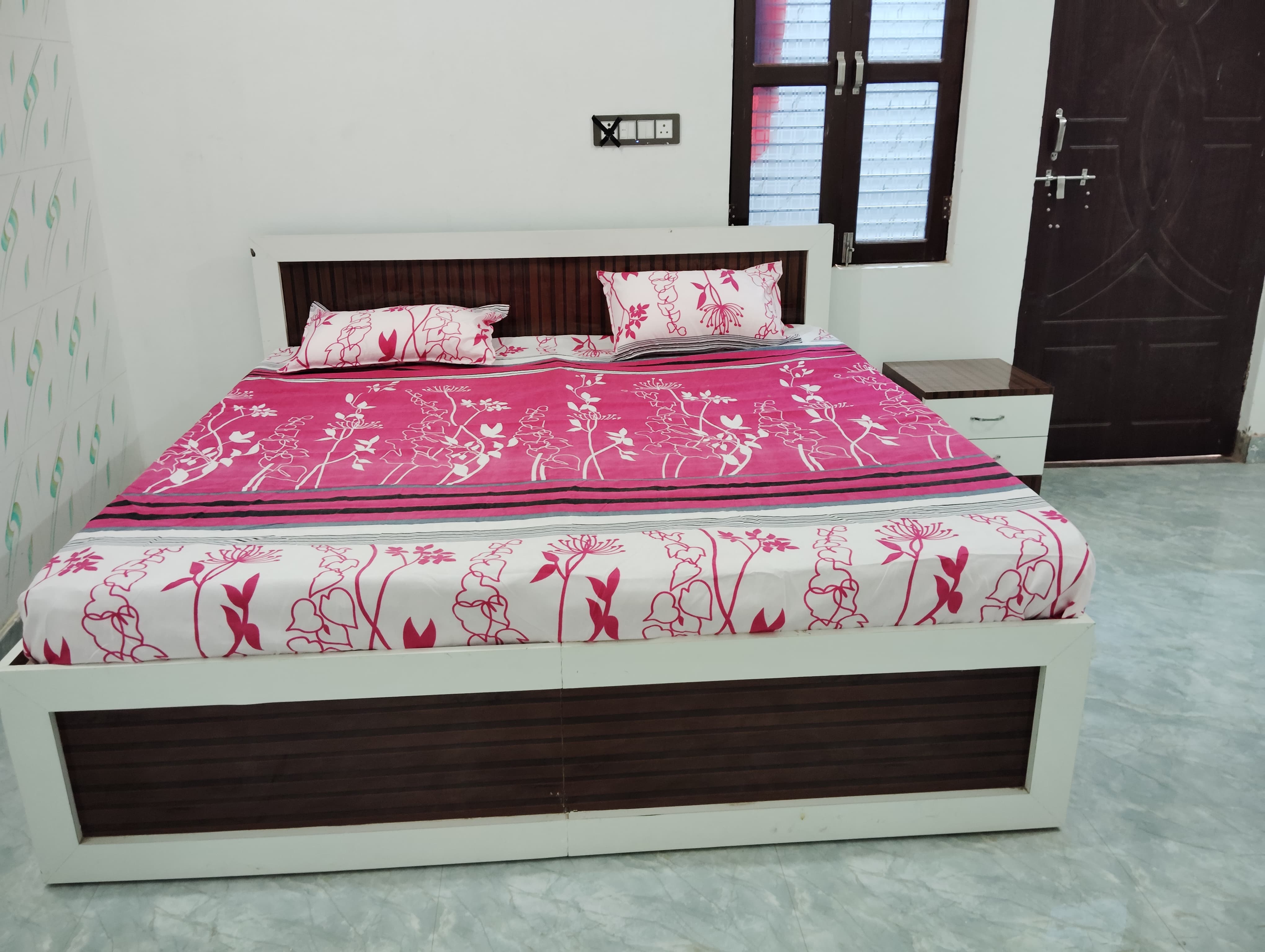 Omkar Villa 𝗕𝗢𝗢𝗞 Ayodhya Homestay