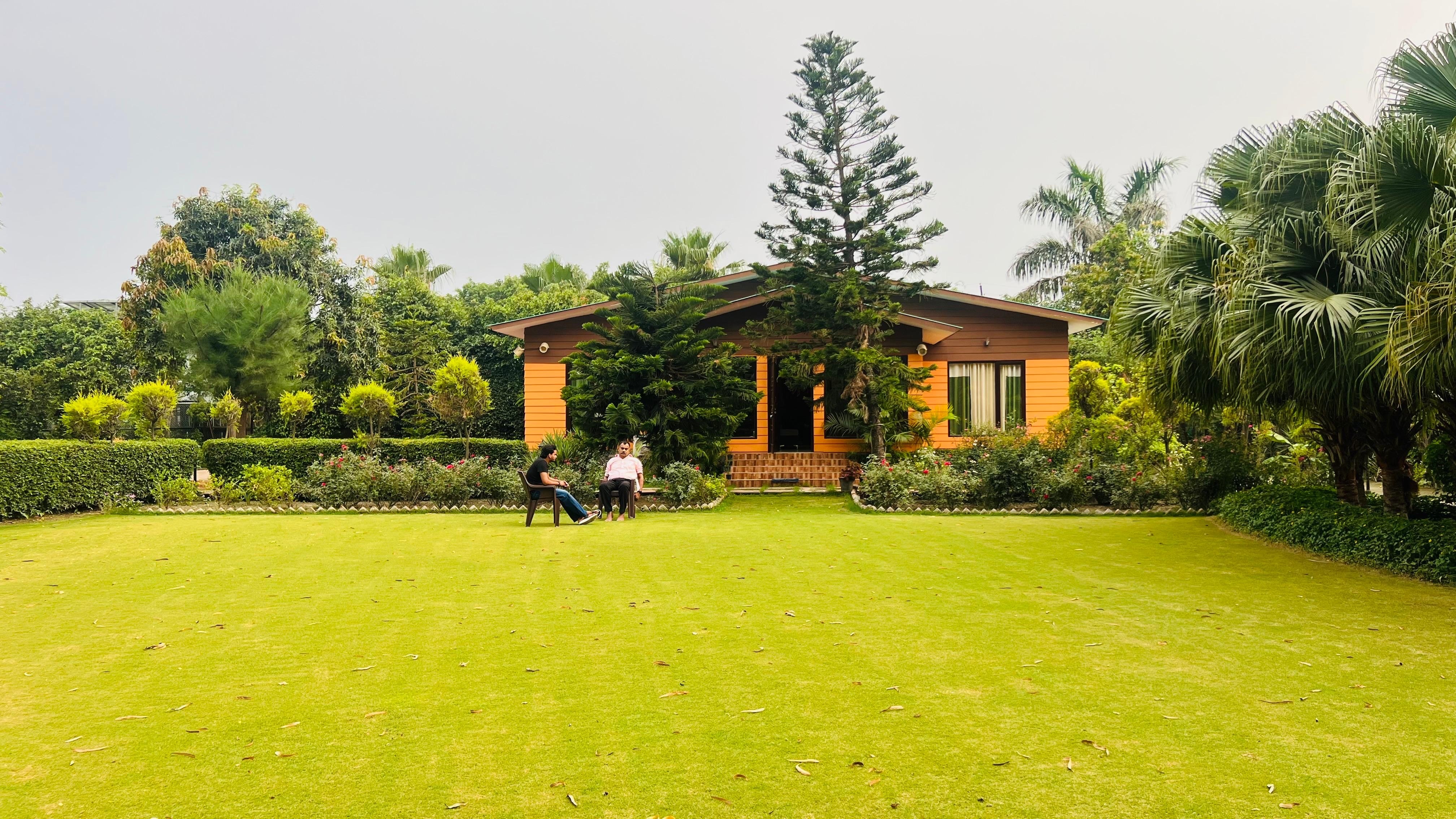 ExpoVibe Farmhouse 𝗕𝗢𝗢𝗞 Noida Farm House