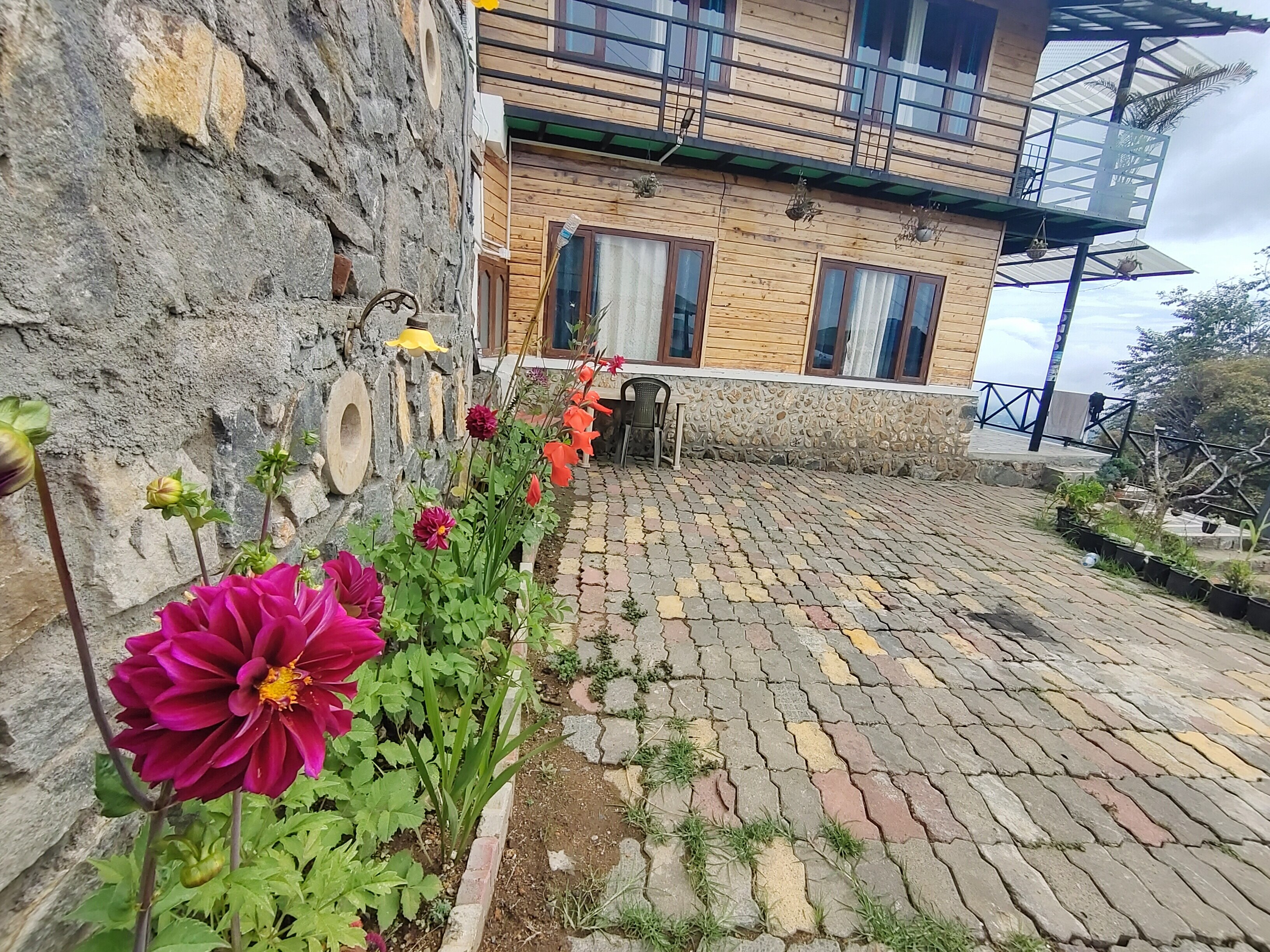 Misbha Wood House Homestay Kodaikanal - Reviews, Photos & Offer