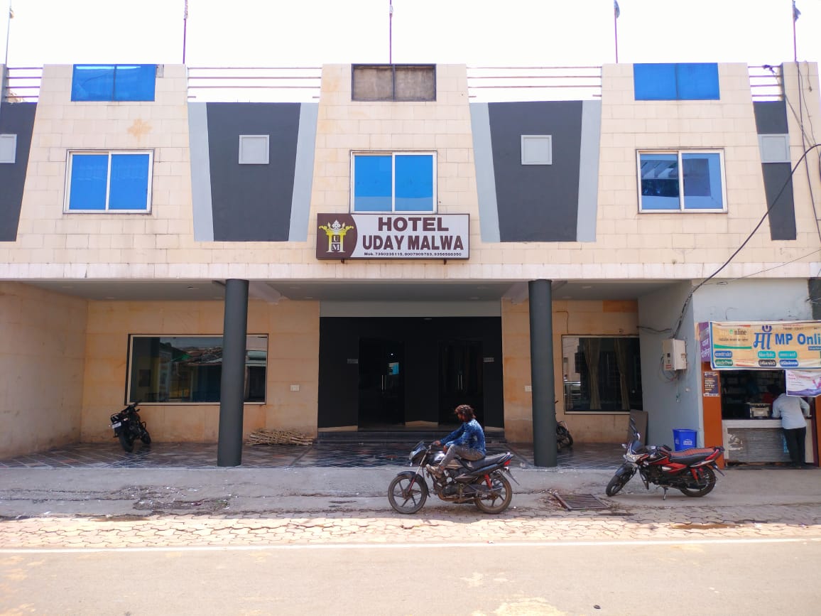 Hotel Uday Malwa Mandu - Reviews, Photos & Offer