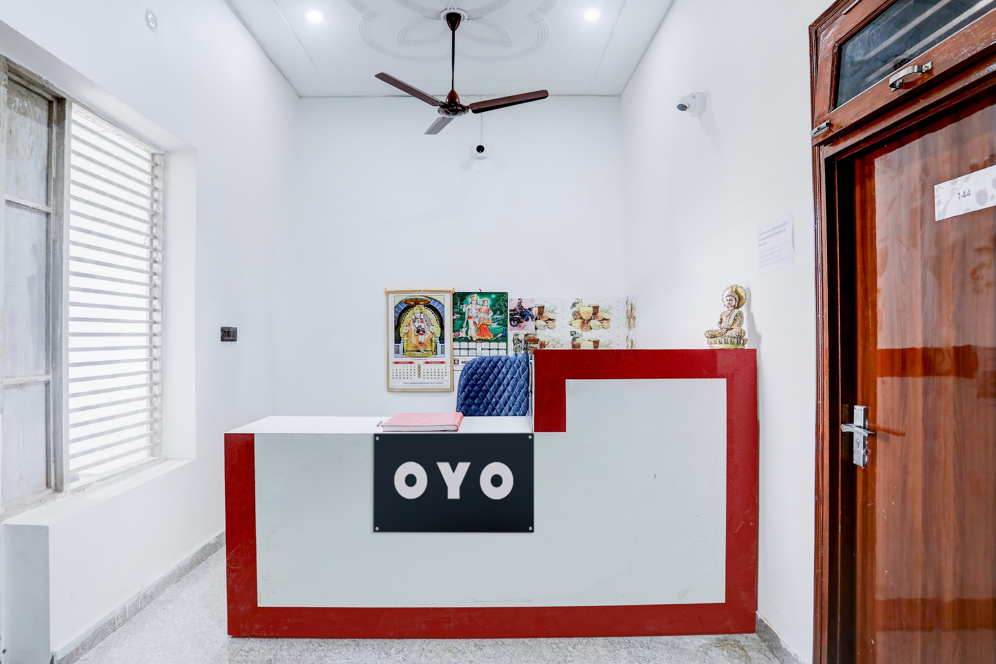 Hotel O by OYO The King Heaven 𝗕𝗢𝗢𝗞 Karhal ${hd_property_type_token}
