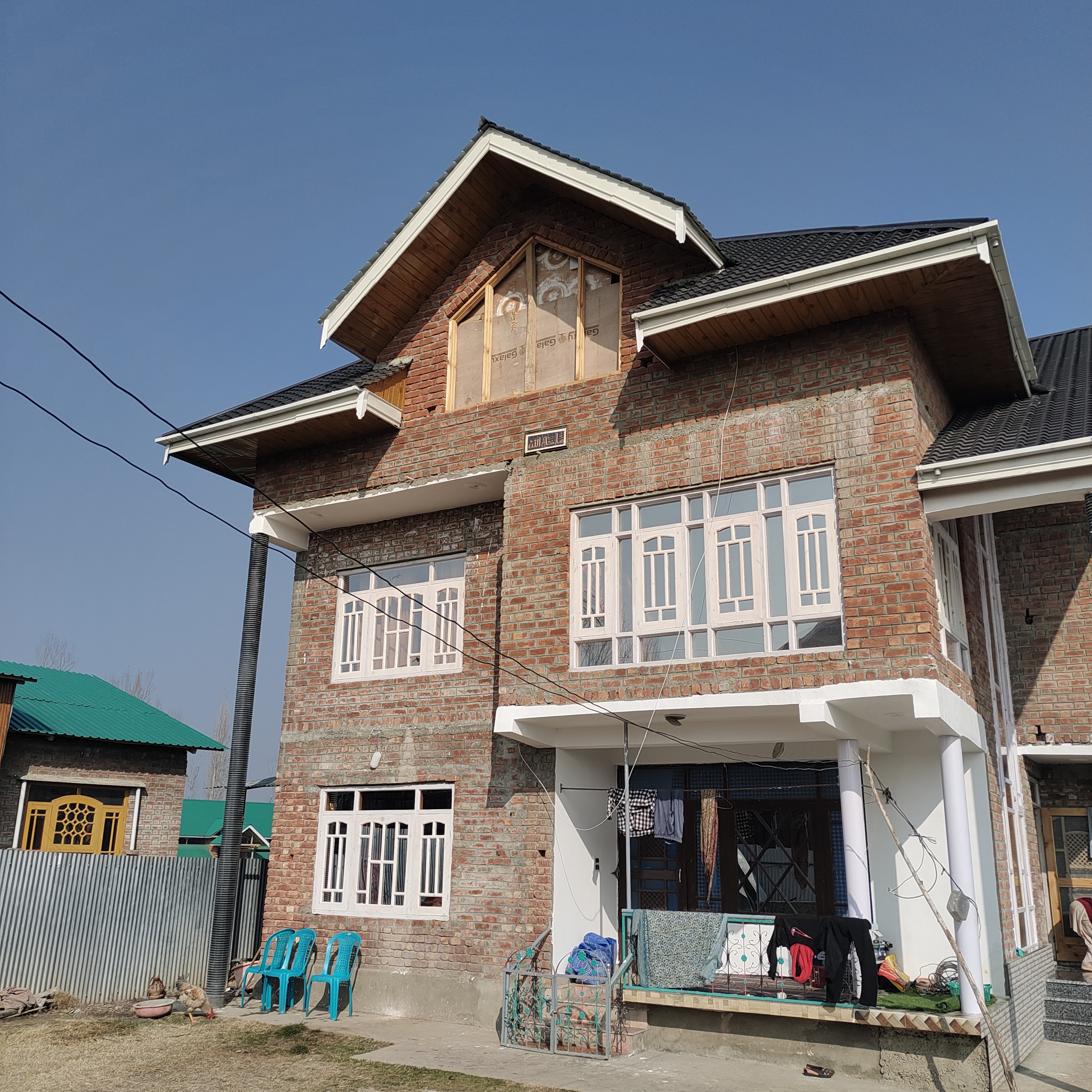 Magray guest house 𝗕𝗢𝗢𝗞 Gulmarg Guest House