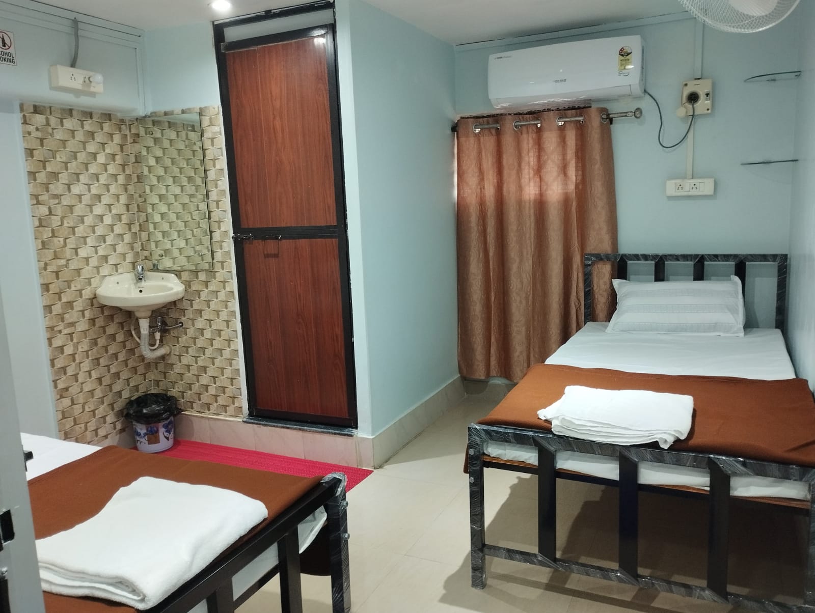 MAMA LODGING AND BOARDING 𝗕𝗢𝗢𝗞 Goa Guest House