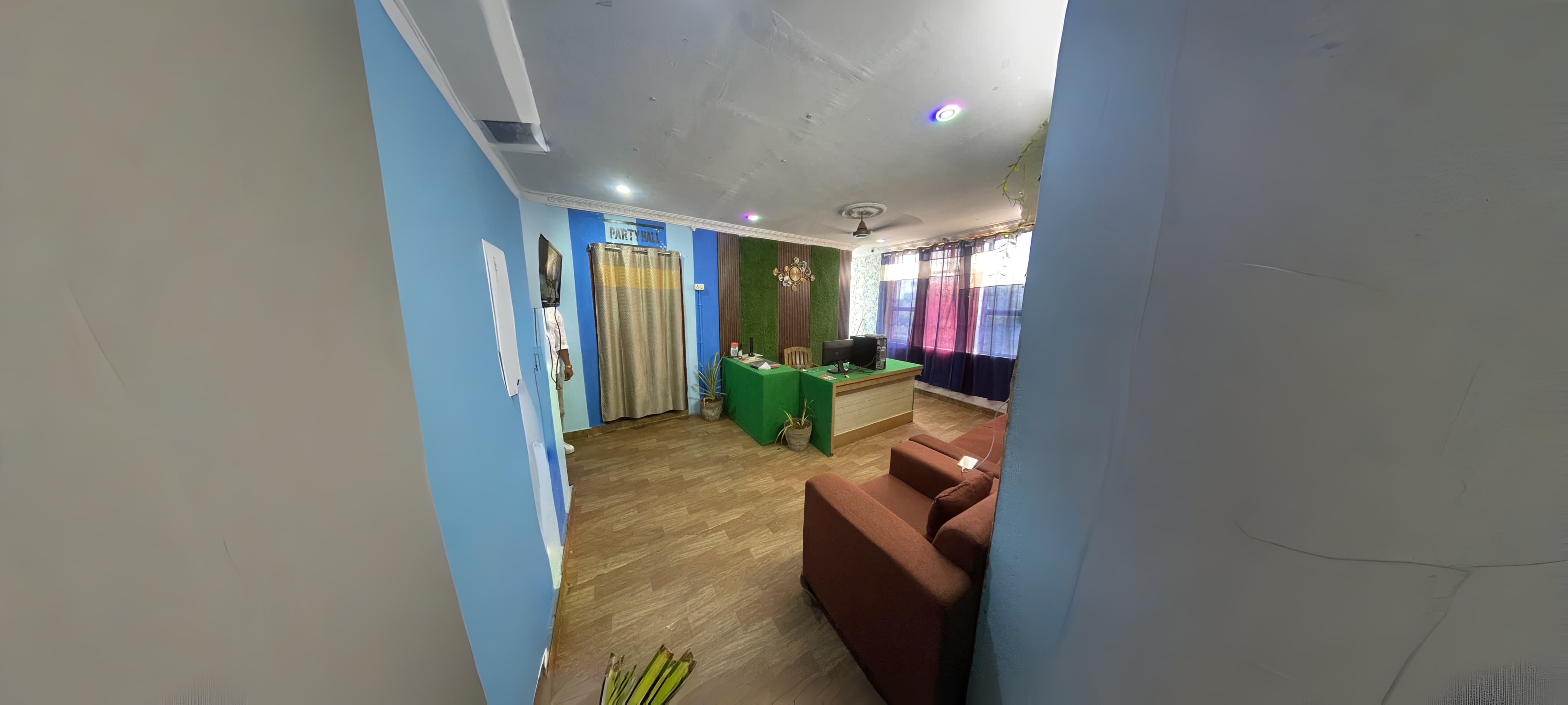 THE ROOMS 𝗕𝗢𝗢𝗞 Chirala Homestay