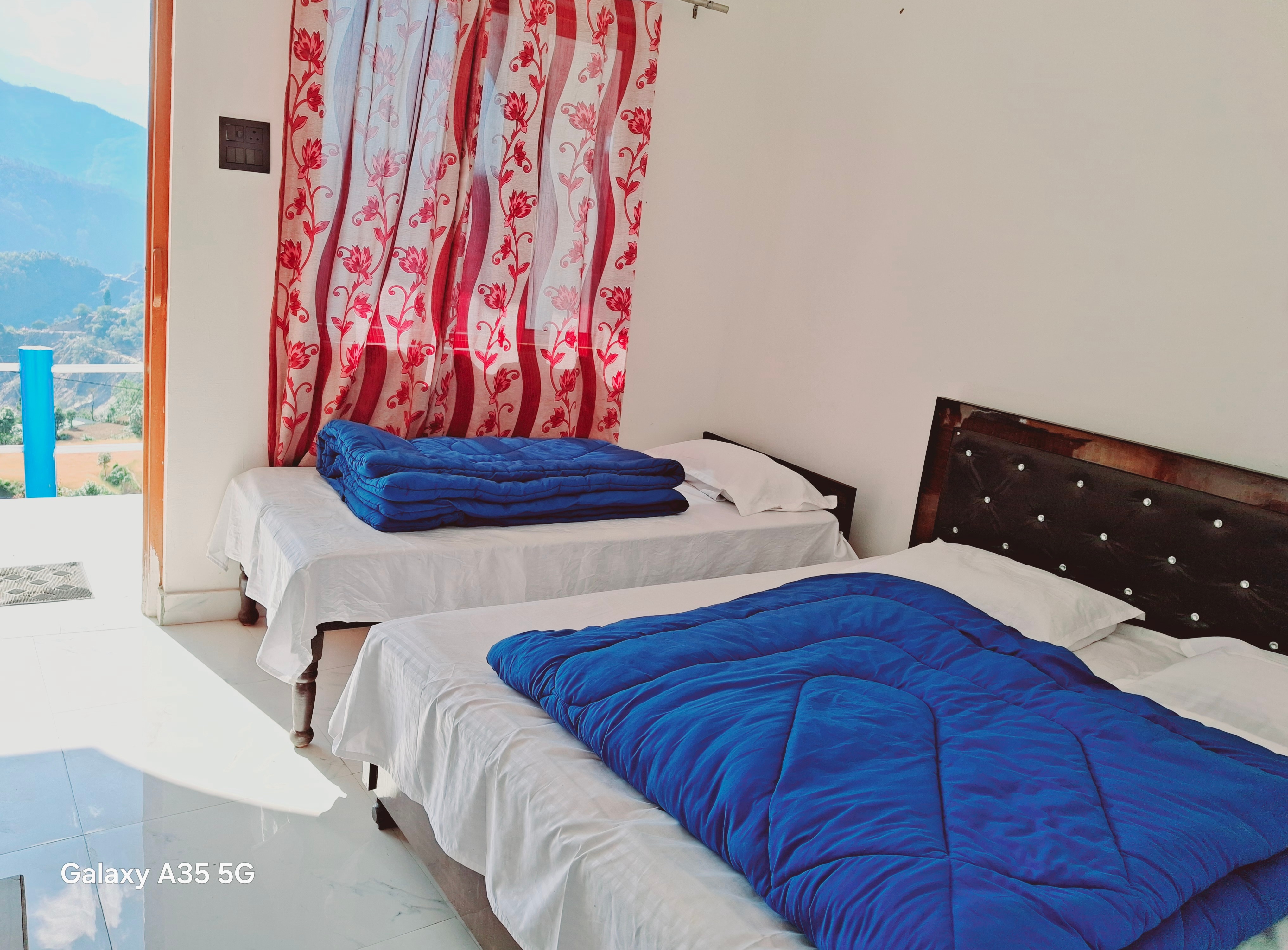Amenities of Narayan hotel and homestay