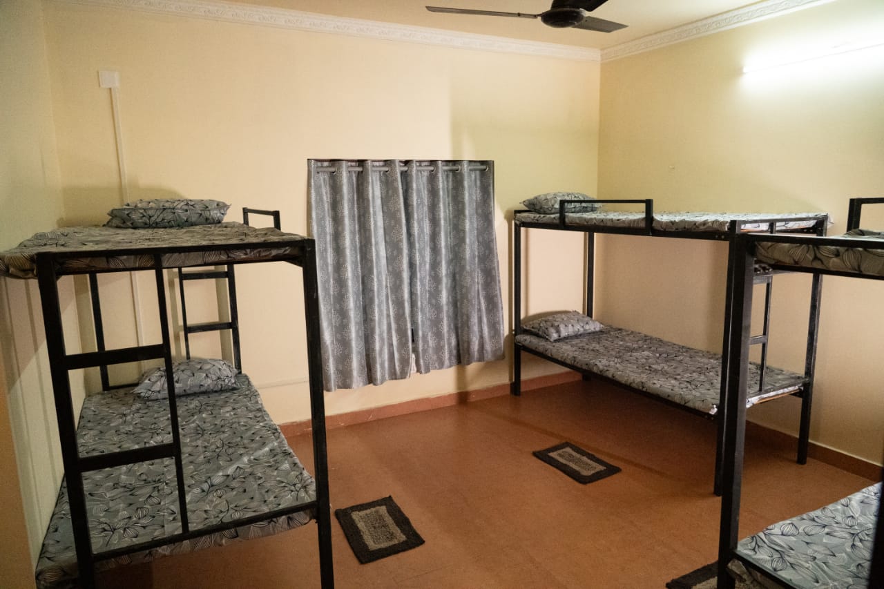Rooms of Madonna Ladies Hostel - Homestay in Thiruvalla