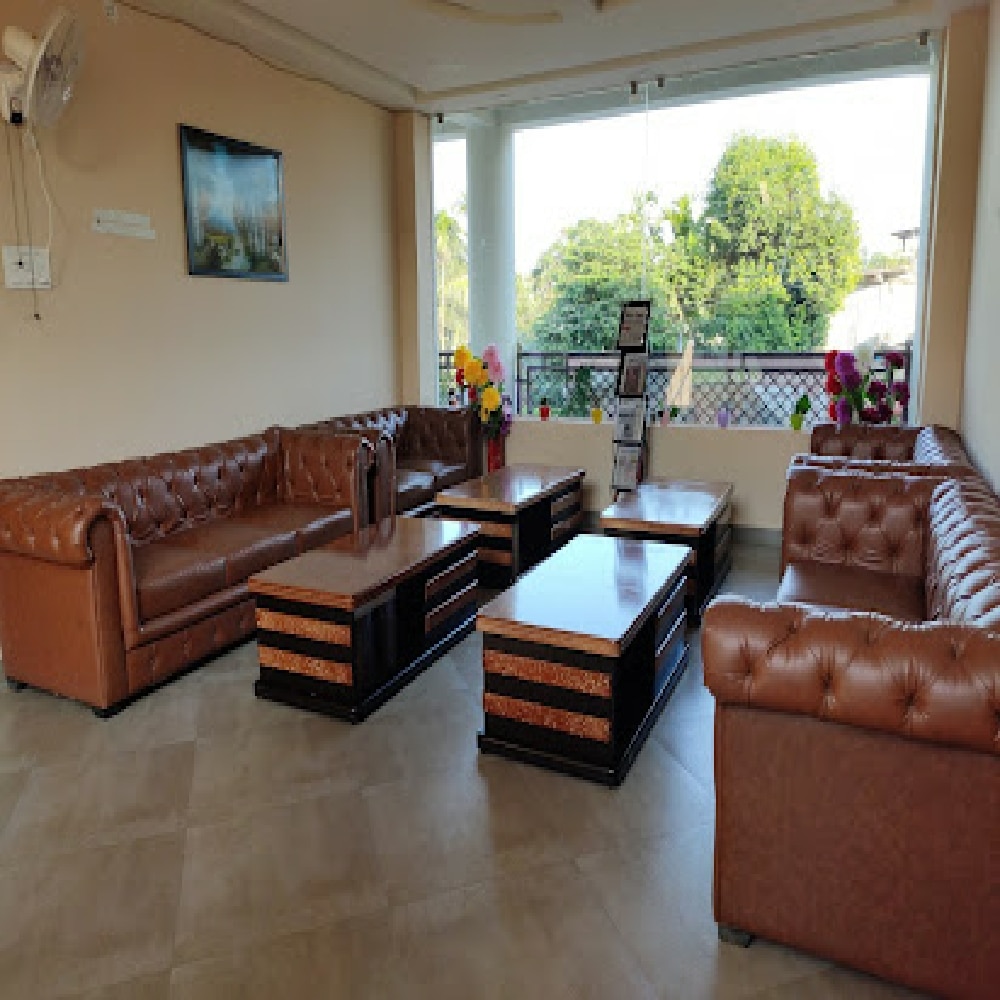 Hambi Hotel 𝗕𝗢𝗢𝗞 Diphu Hotel