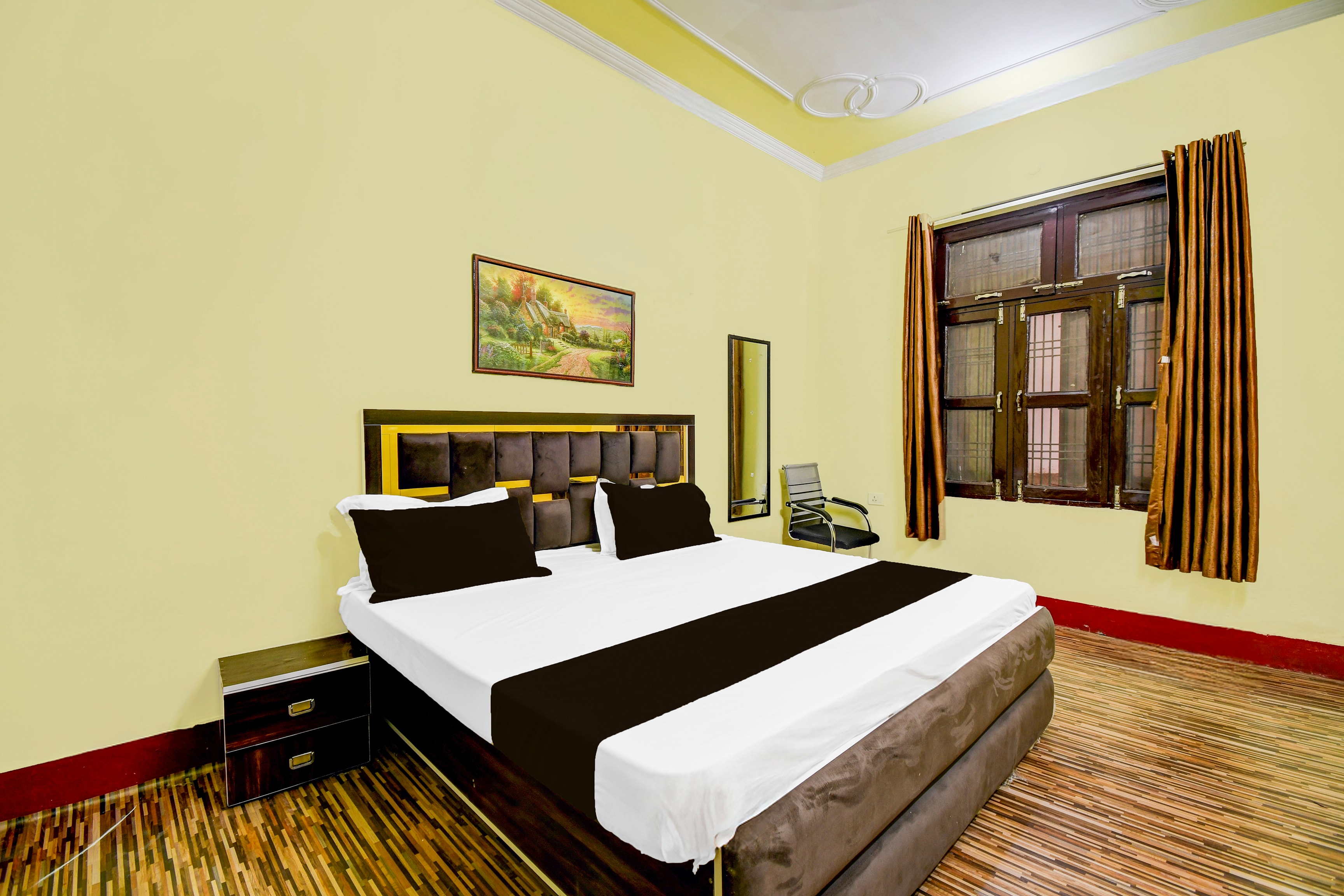 Hotel O SHUBHAM PALACE Raibareilly - Reviews, Photos & Offer