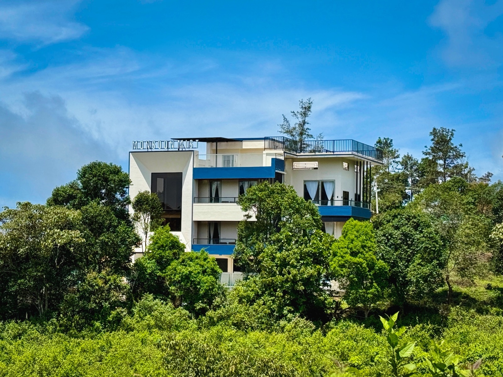 Monsoon Mist 𝗕𝗢𝗢𝗞 Kuttikkanam Apartment