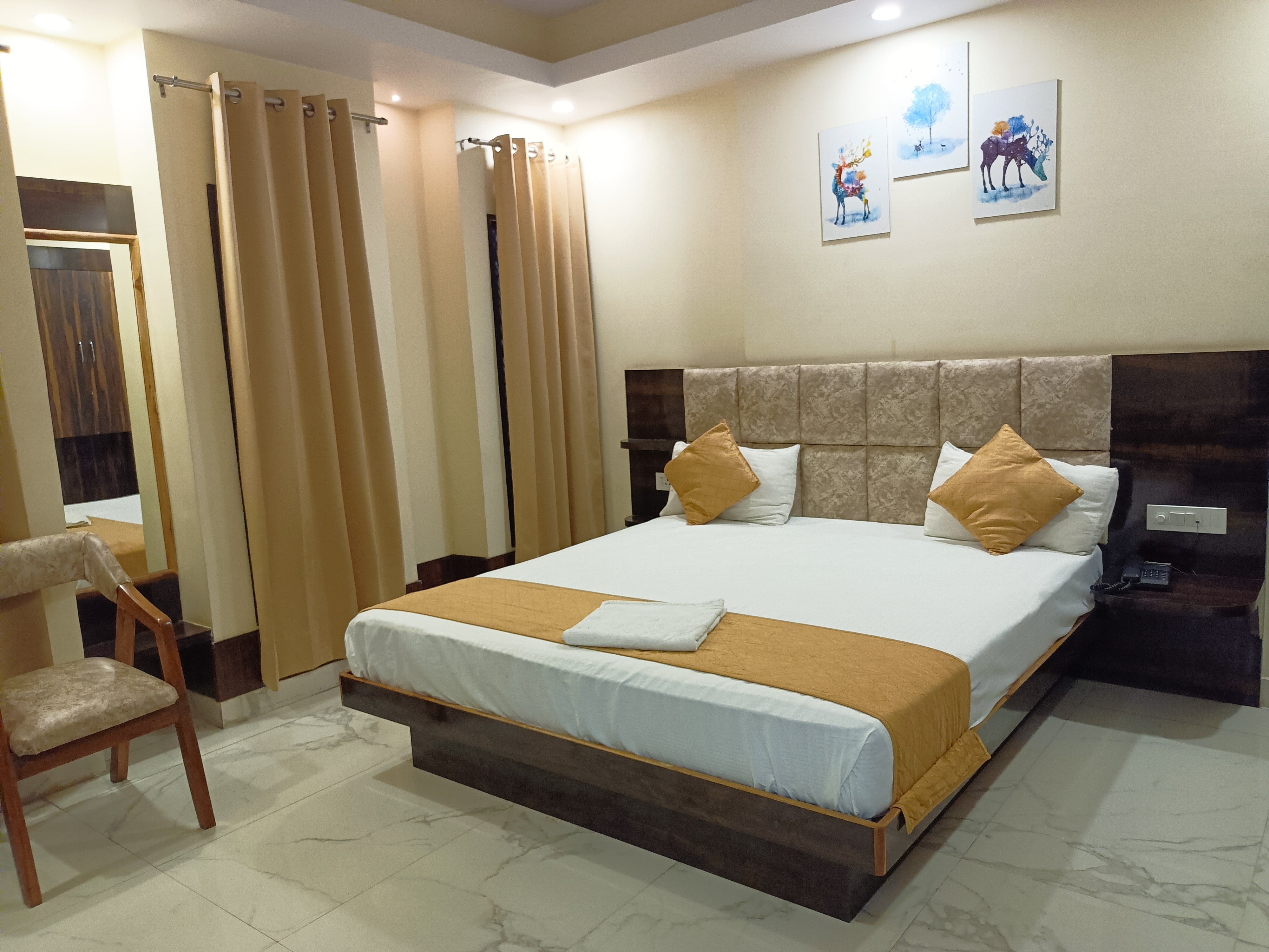 Rooms of Hotel AKS - Rewa Hotel on Goibibo