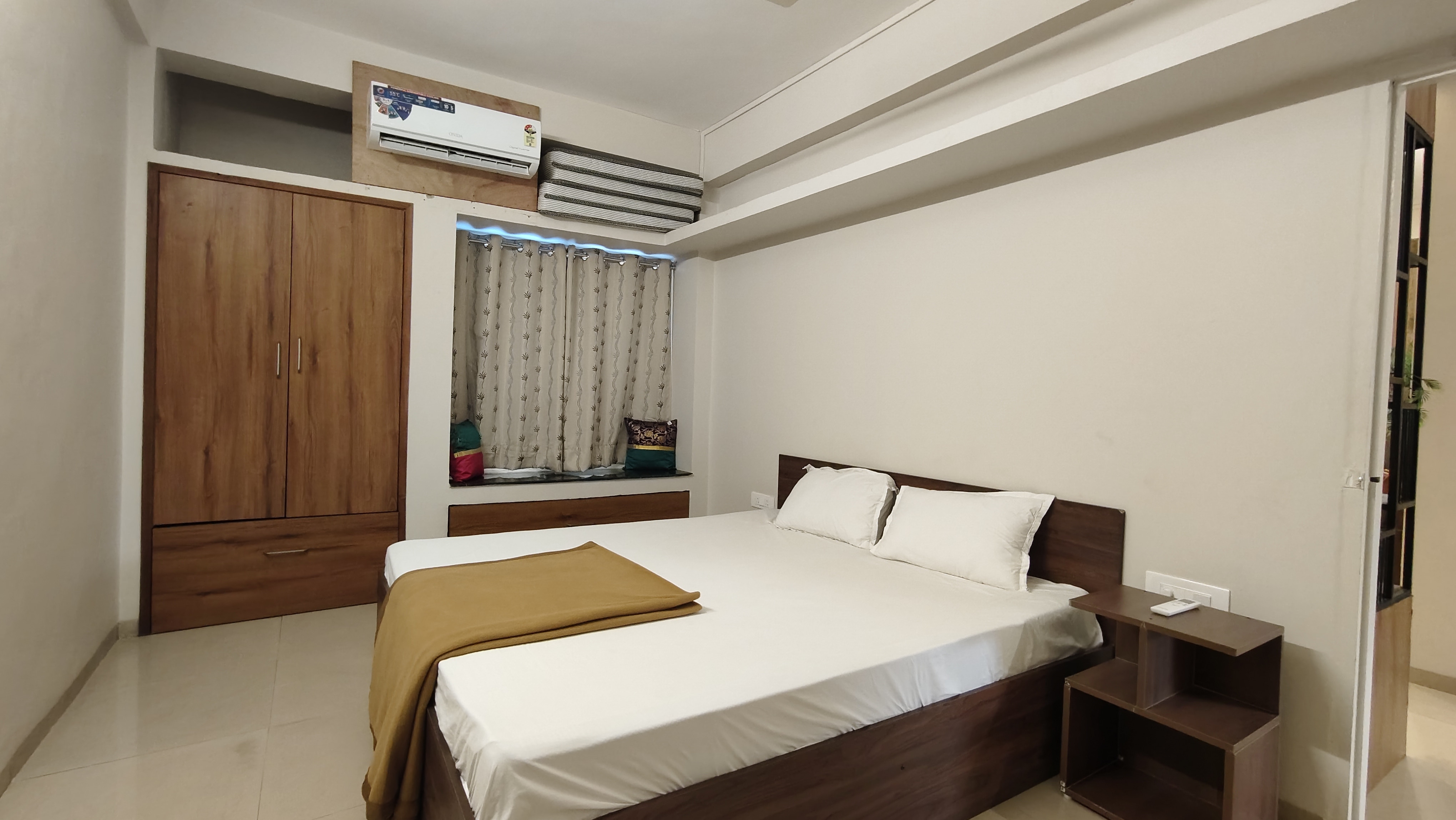 Madhumalati Family Homestay 𝗕𝗢𝗢𝗞 Kolhapur Apartment