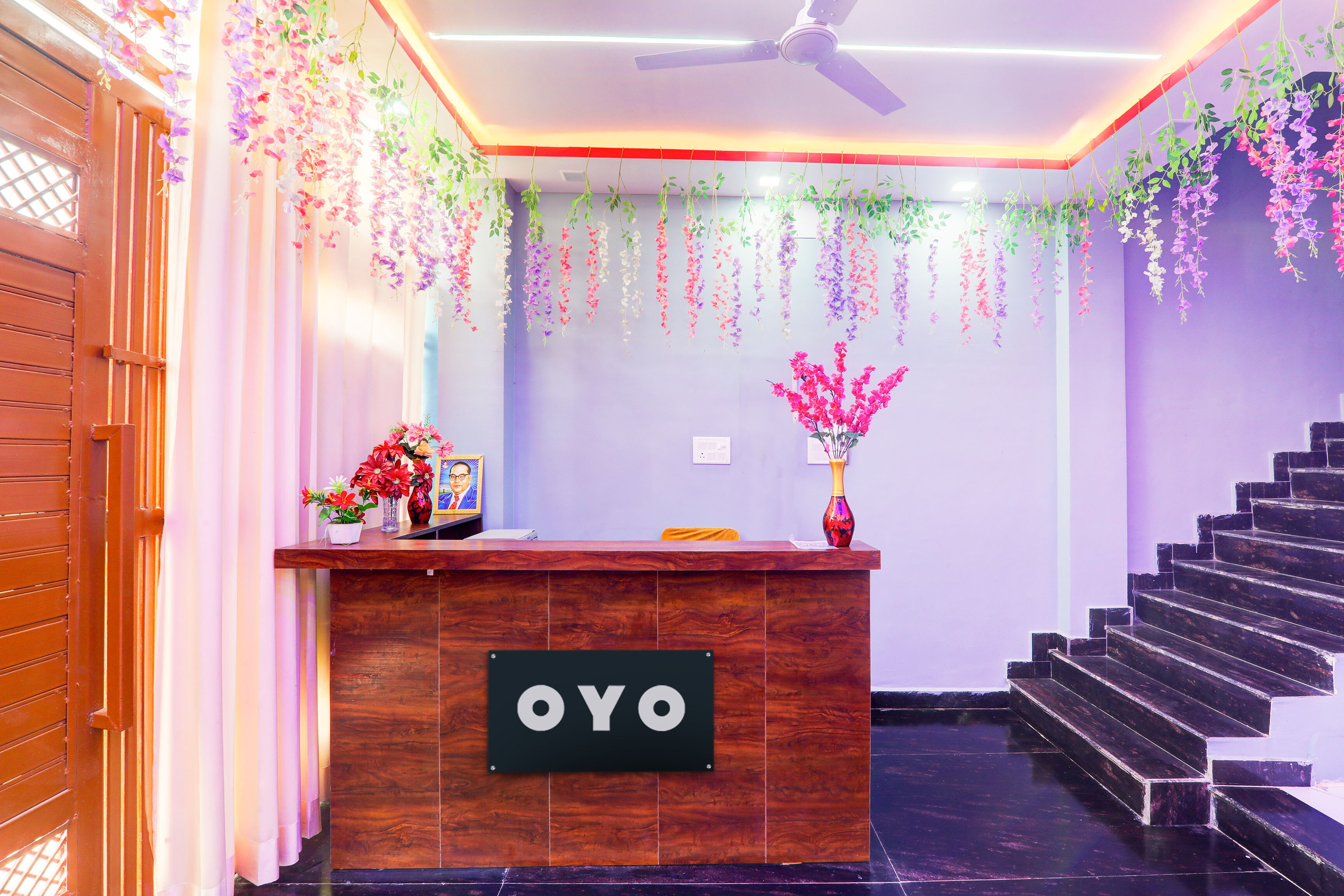 HOTEL O JC 헕헢헢헞 Mampur Bana Hotel