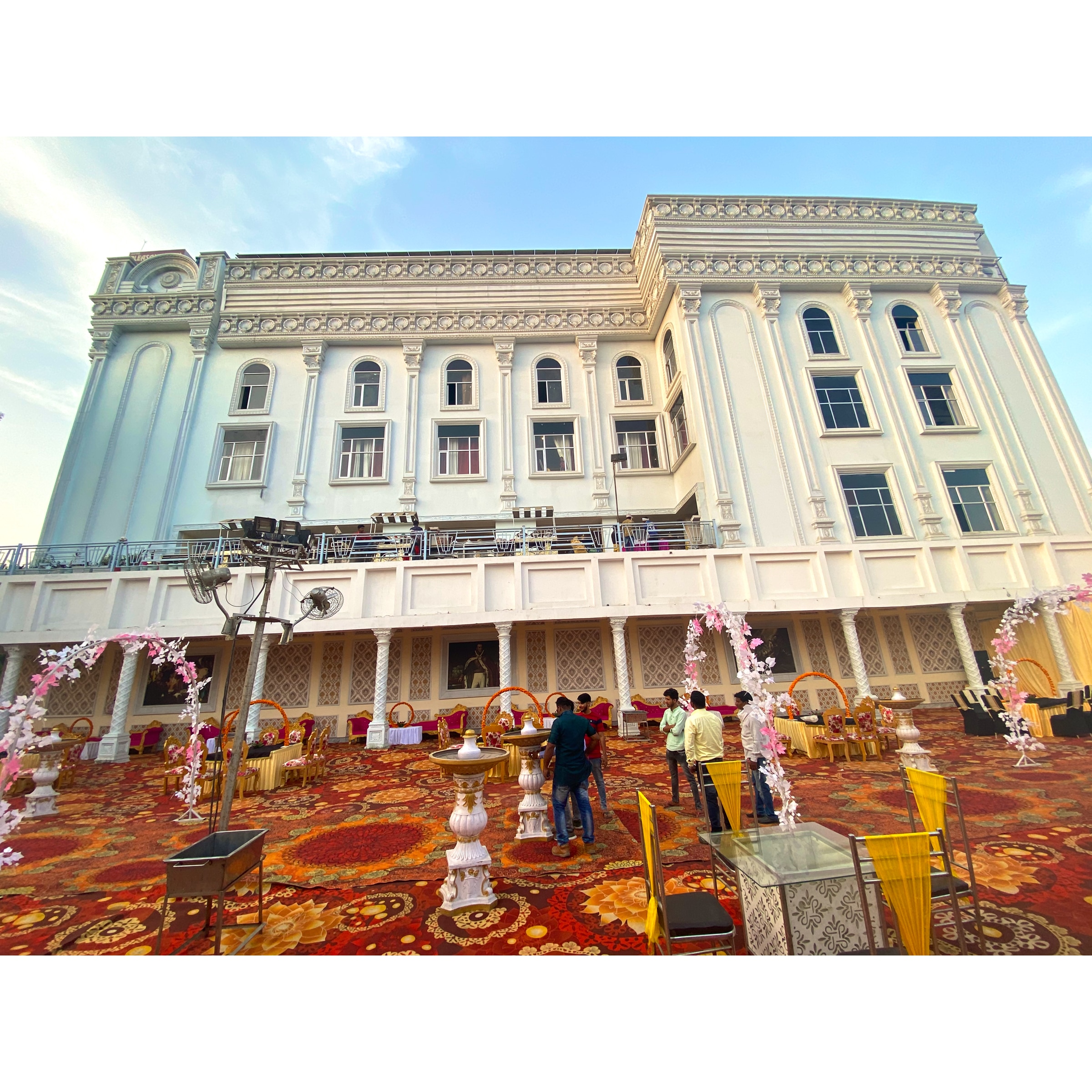 Hotel pleasant view Raibareilly - Reviews, Photos & Offer