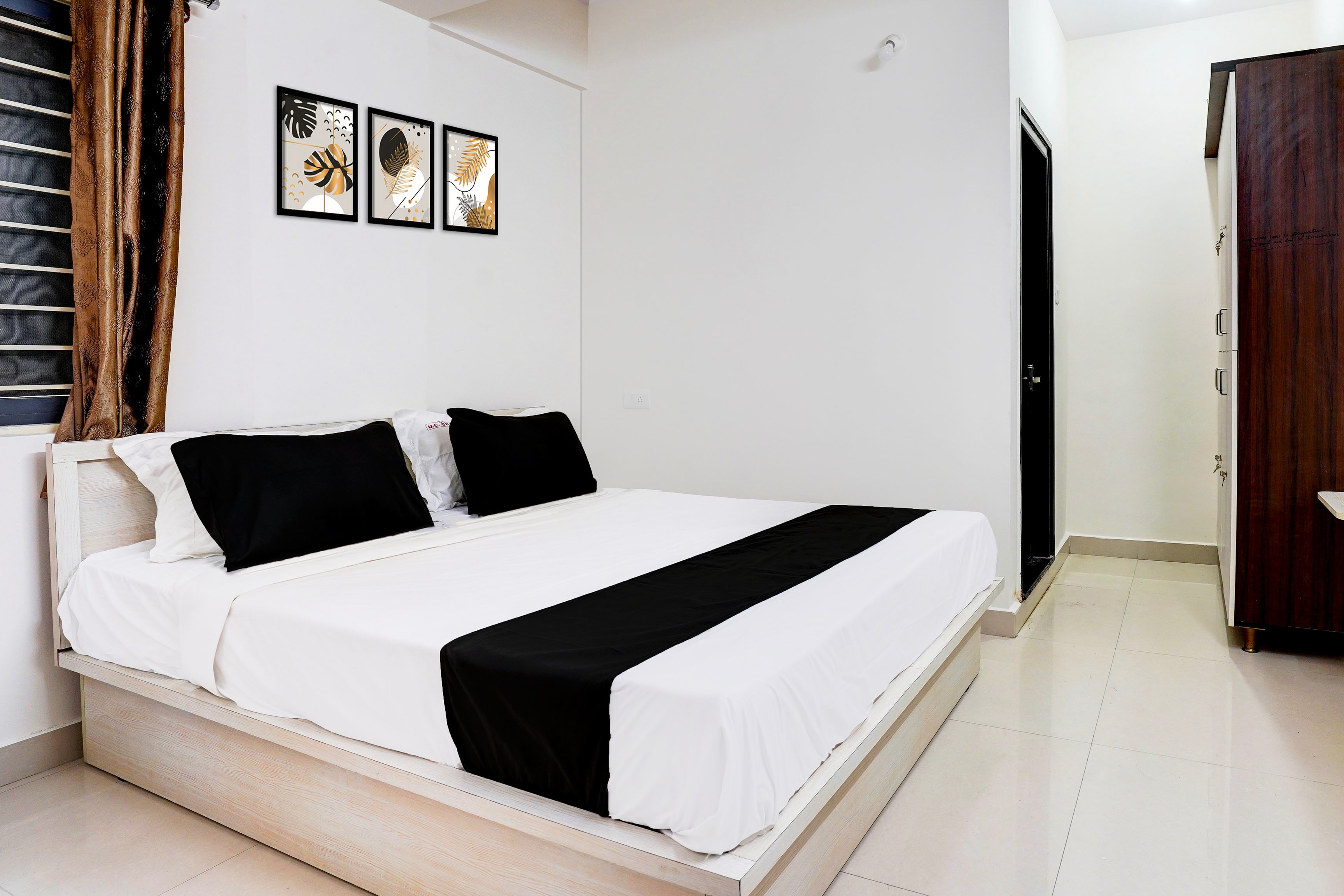 Super Hotel O Om Sai Residency Bangalore - Reviews, Photos & Offer