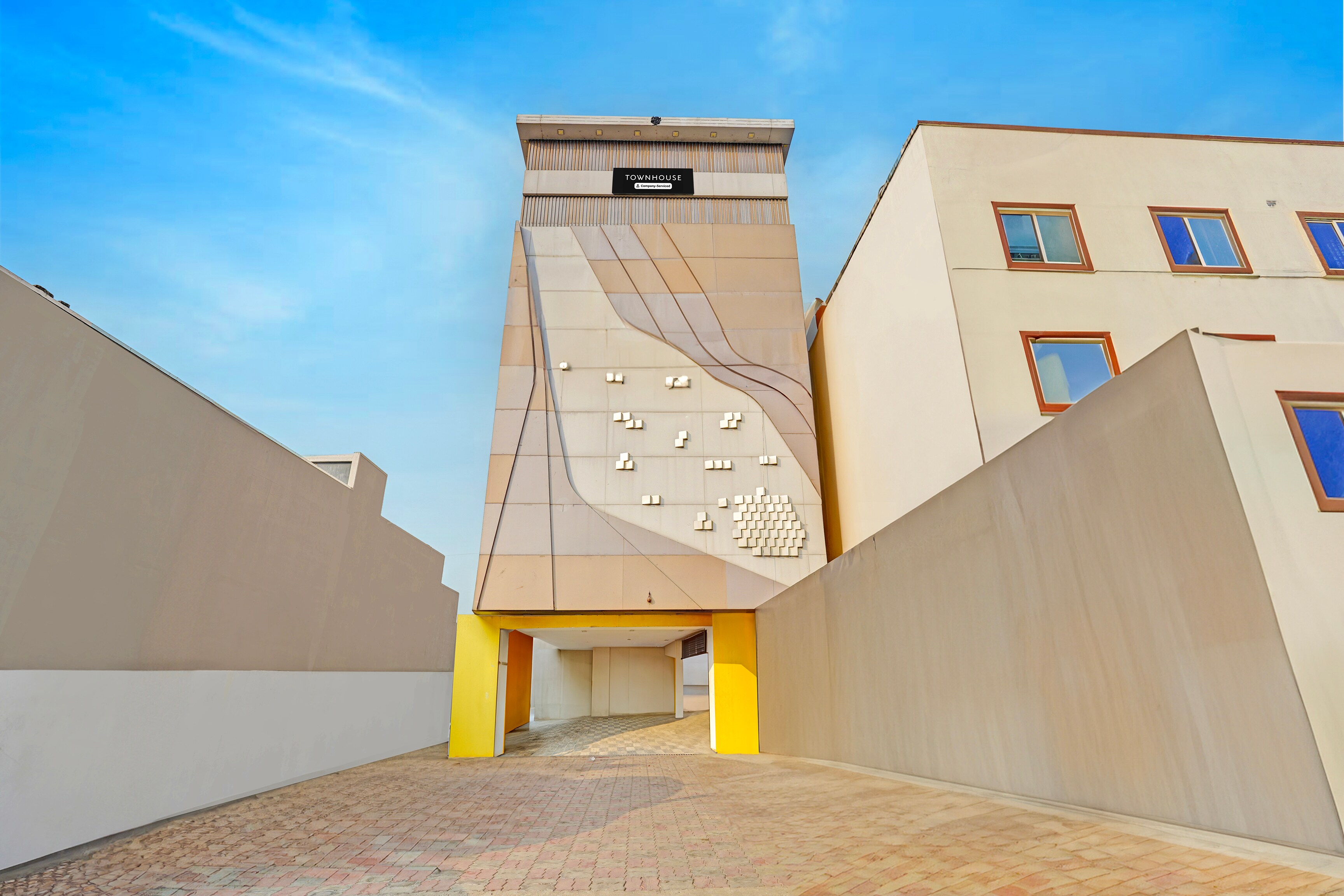 Super Townhouse Vanagaram Apollo Hospital Chennai Formerly V Hotels ...