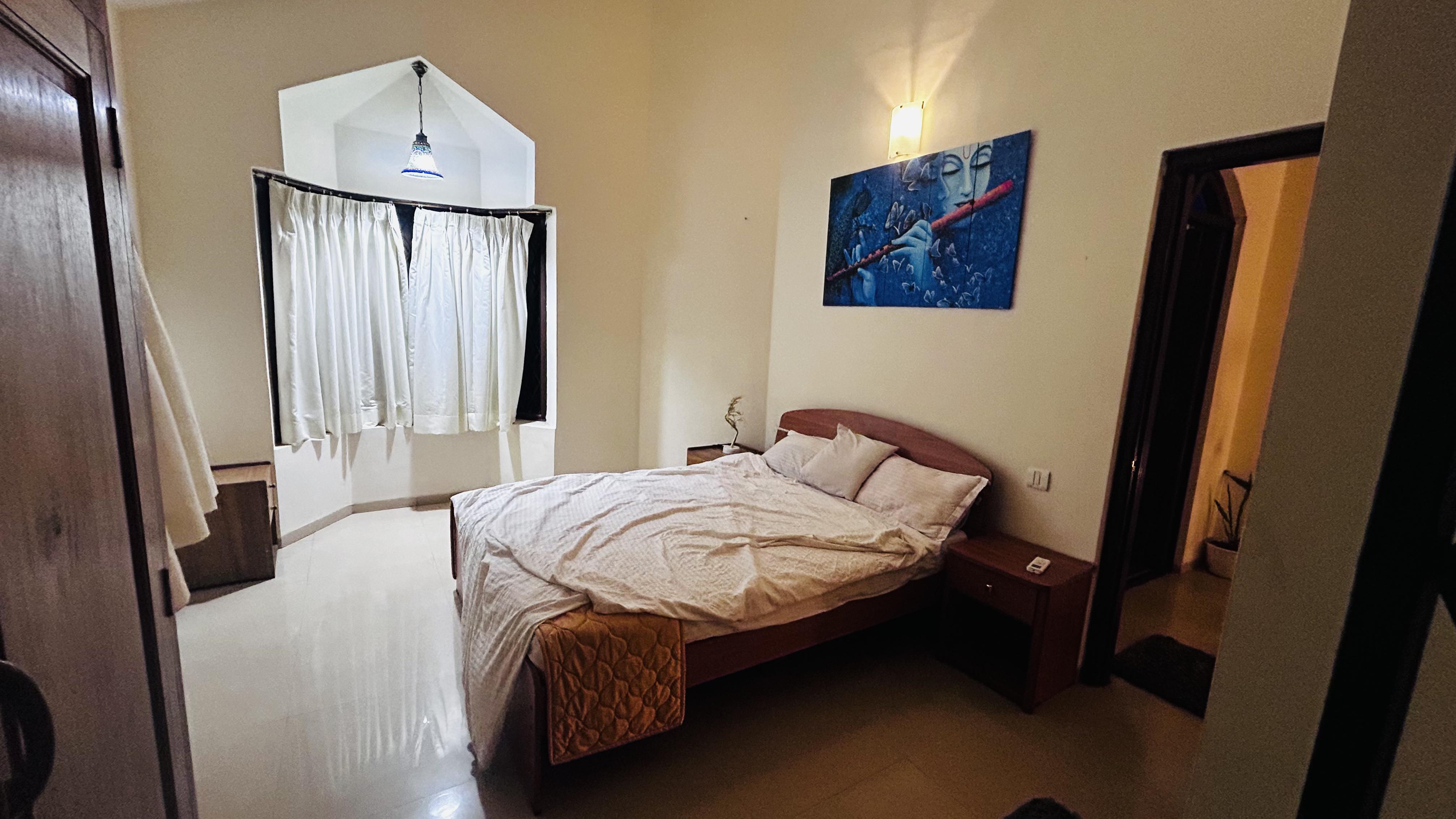 Golden Sun ray family villa 𝗕𝗢𝗢𝗞 Goa Villa