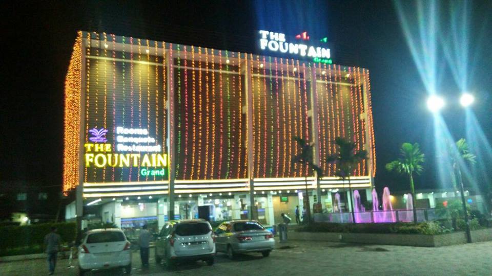 The Fountain Grand Hotel 𝗕𝗢𝗢𝗞 Vapi Hotel