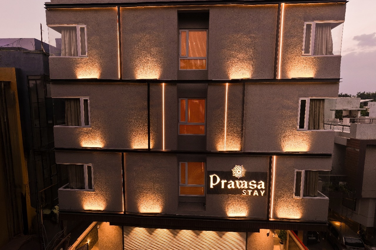 Pravasa Stay, Bapat Square Hotel Indore - Reviews, Photos & Offer