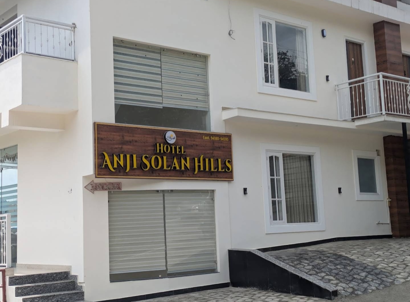 Hotel Anji Solan Hills 𝗕𝗢𝗢𝗞 Solan Hotel