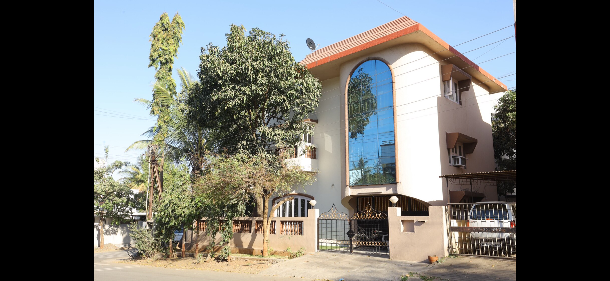 Rohan House 𝗕𝗢𝗢𝗞 Nashik Villa
